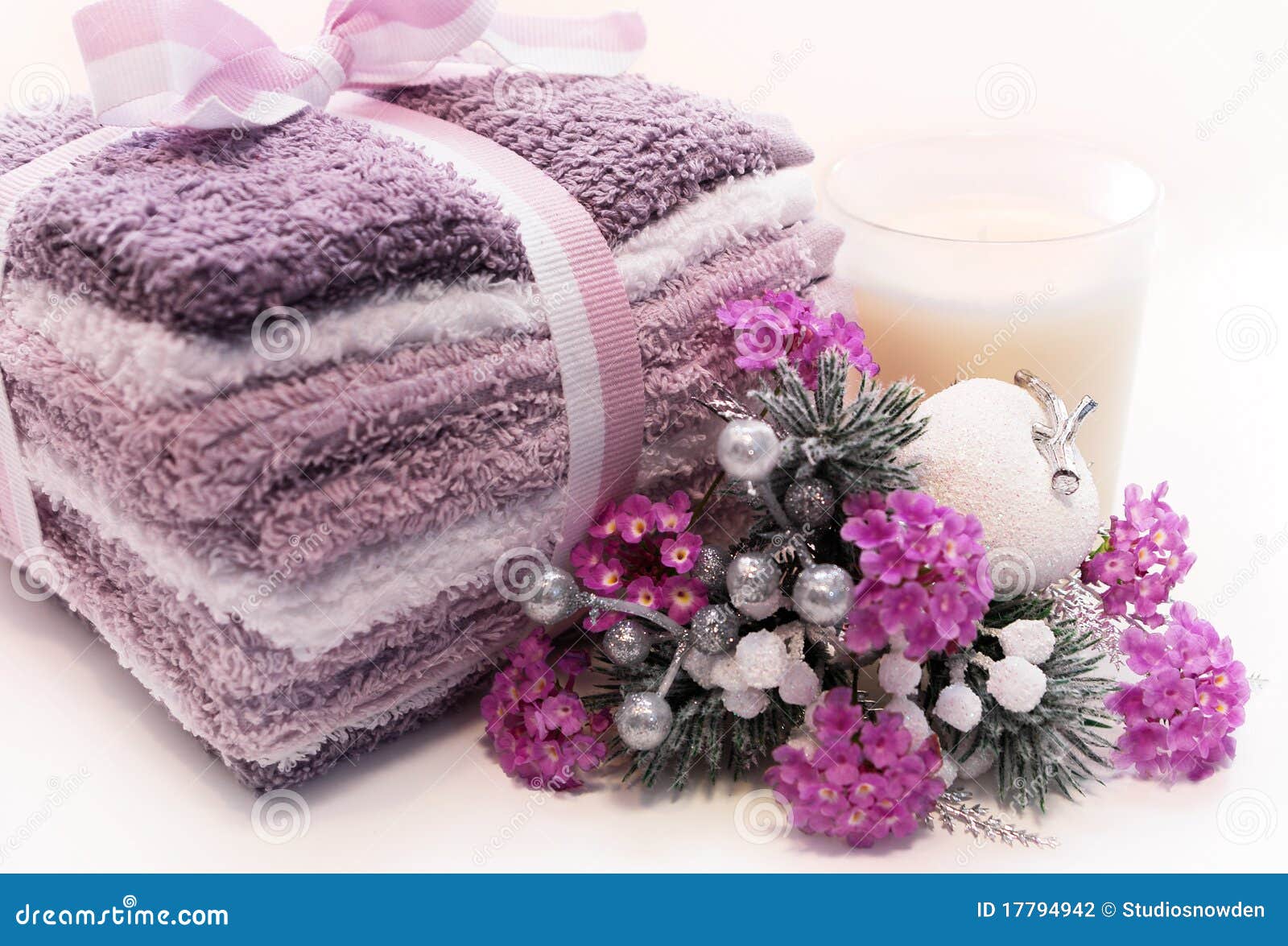 Lavender Holiday Spa Treatment Stock Photo - Image of lavender, towel ...