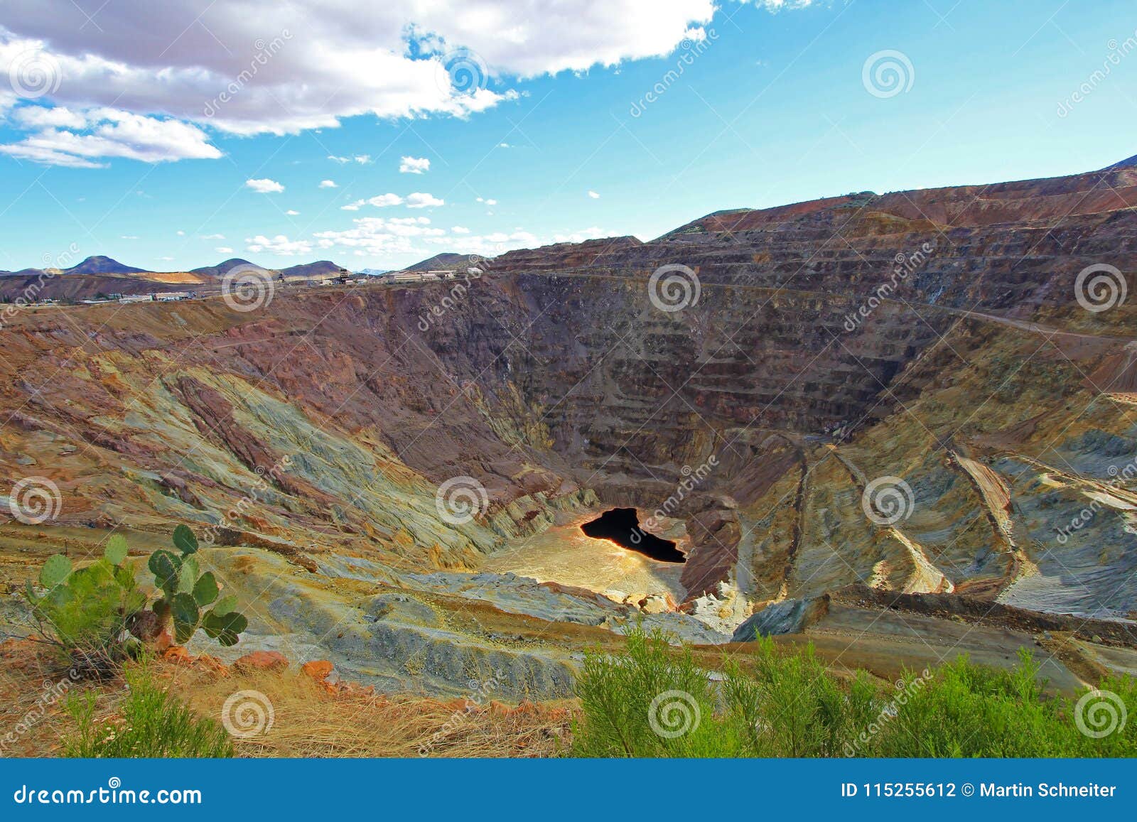 Lavender Open Pit Copper Mine, Bisbee, USA Stock Photo - Image of ...