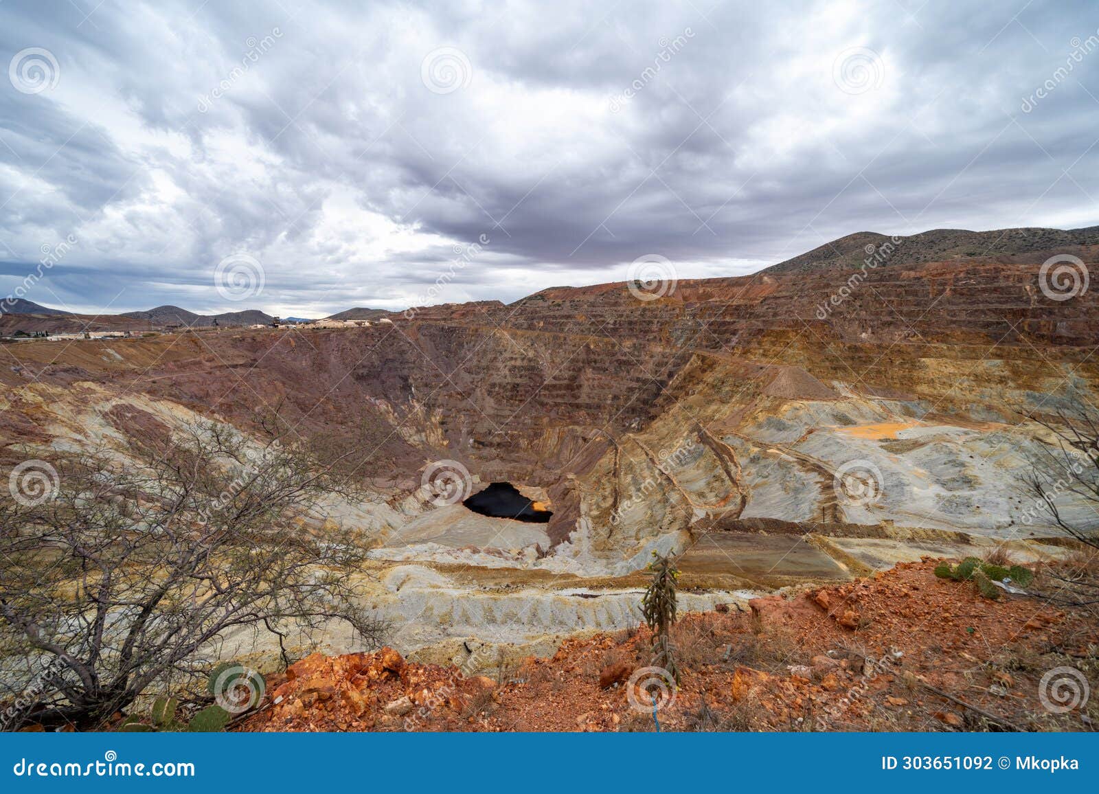 The Lavender Pit is an Open-pit Copper Mine Located in Bisbee, Arizona ...