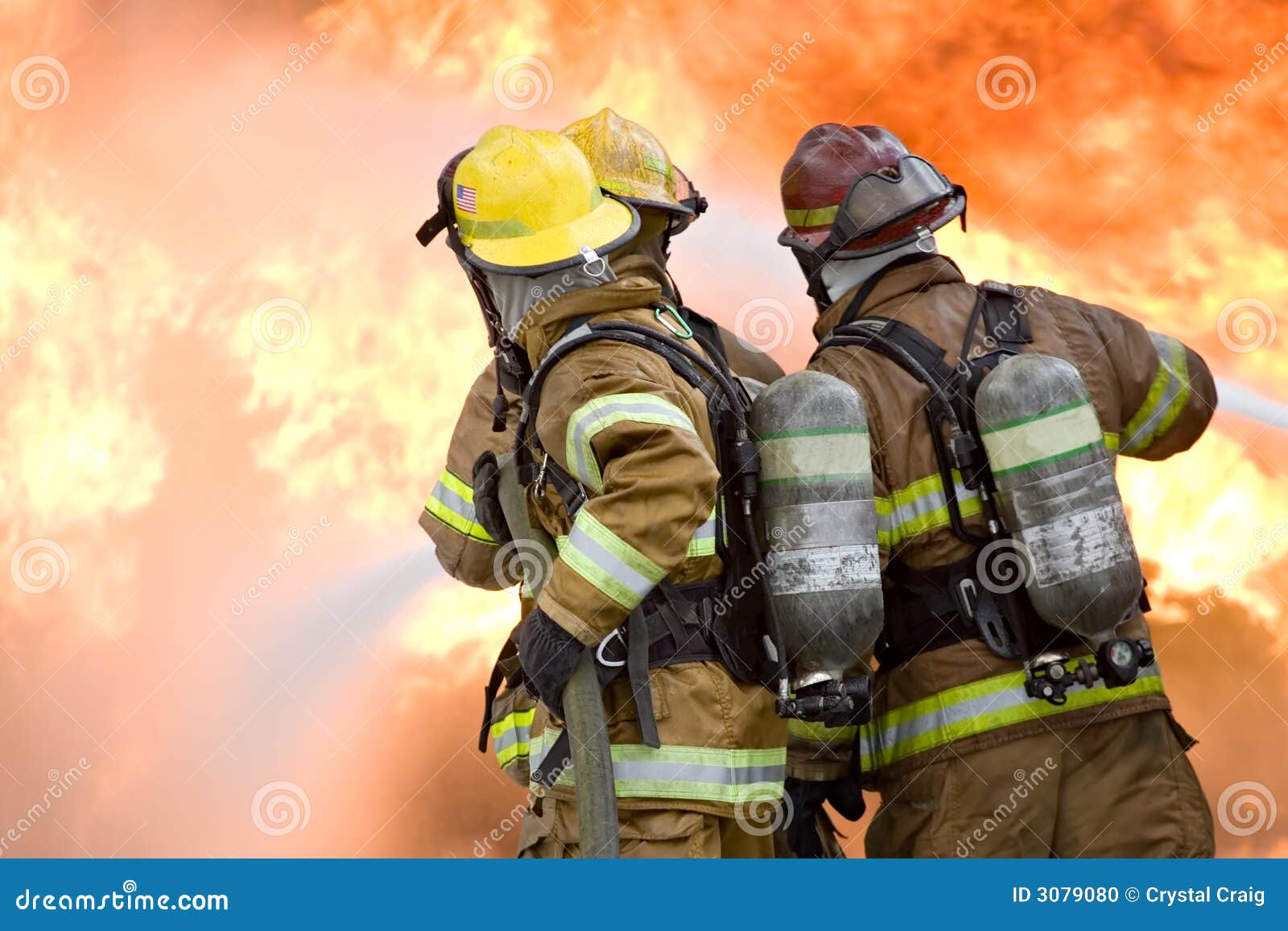 Lavoro Di Squadra Del Pompiere Fotografia Stock - Immagine di ...