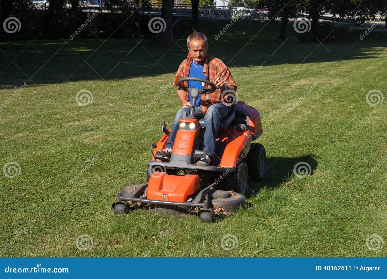 Lawn mower stock image. Image of outdoor, equipment, park - 40162611