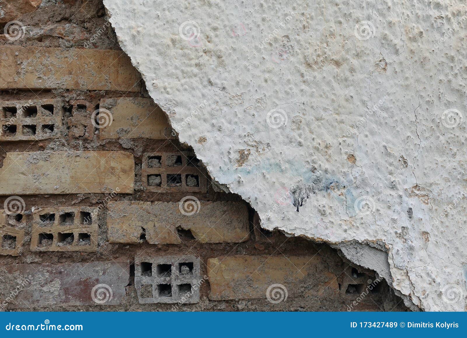 Layer of Broken Plaster Old Wall Stock Image - Image of brittle ...