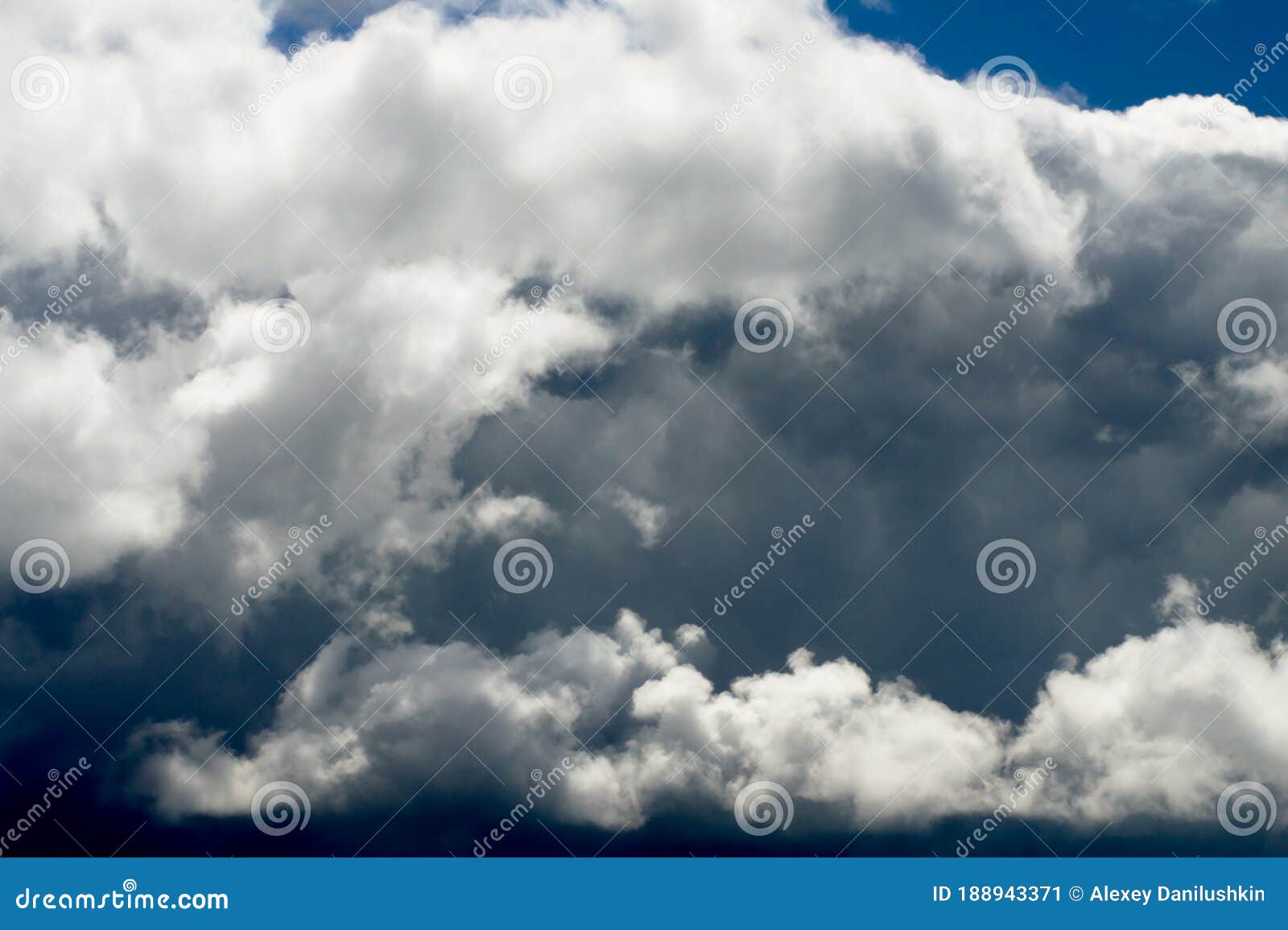 A Layered Cloud is a Complex Creation of Nature. Stock Image - Image of ...