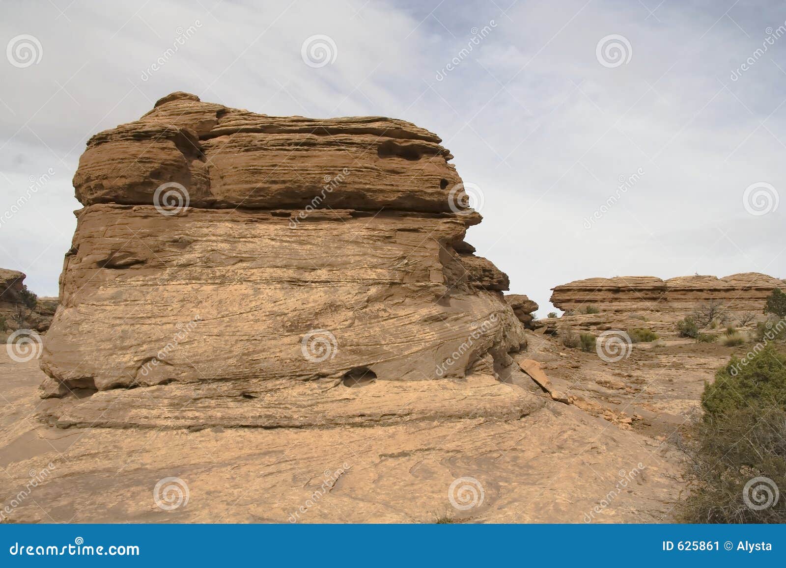 Layered Rock Of Jurassic Cliff In Kimmeridge Bay, Devon, Prehistoric ...