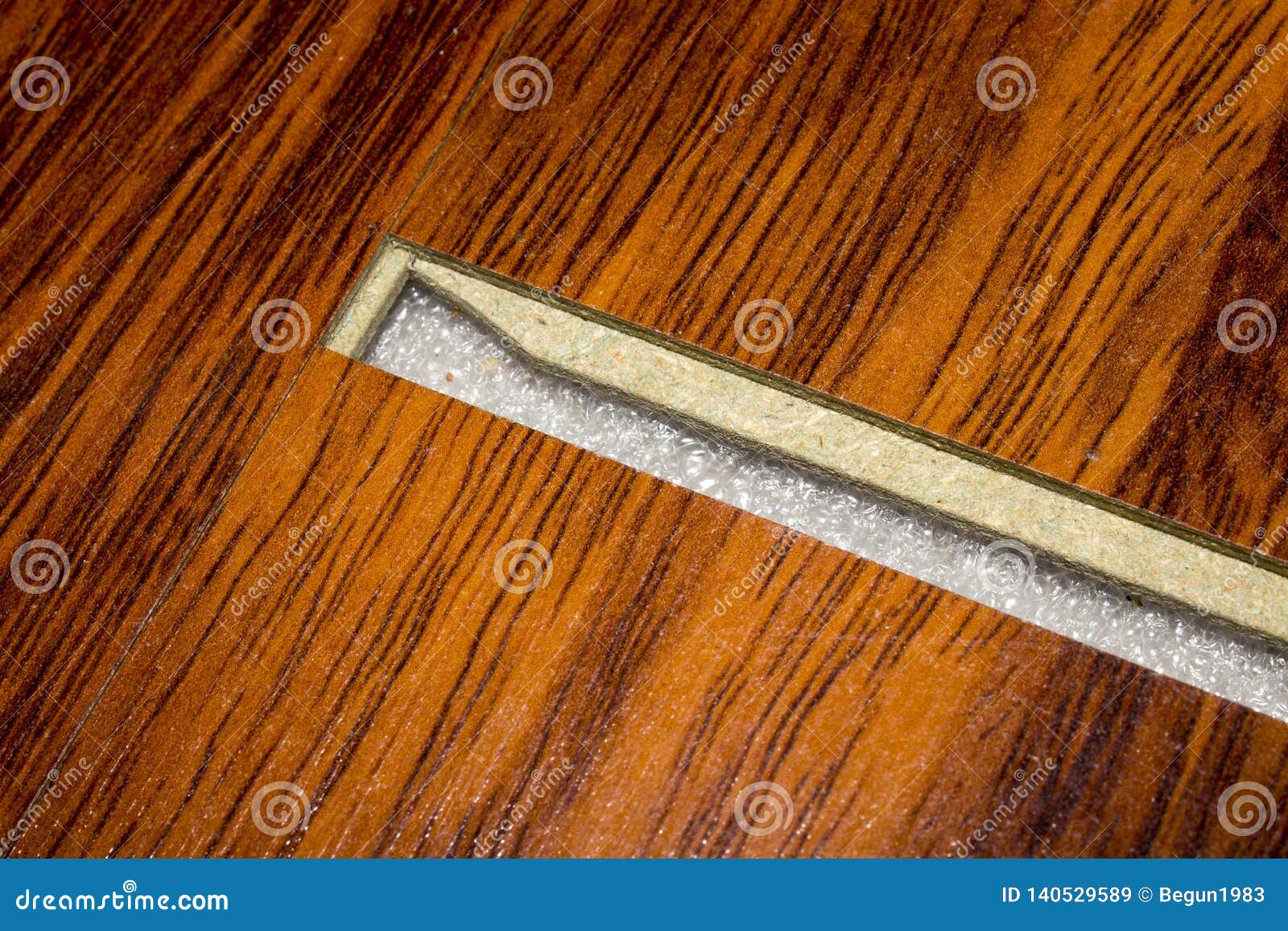 Laying Laminate.the Discrepancy between the Joints of the Laminate ... Laying Laminate.the Discrepancy between the Joints of the Laminate ...