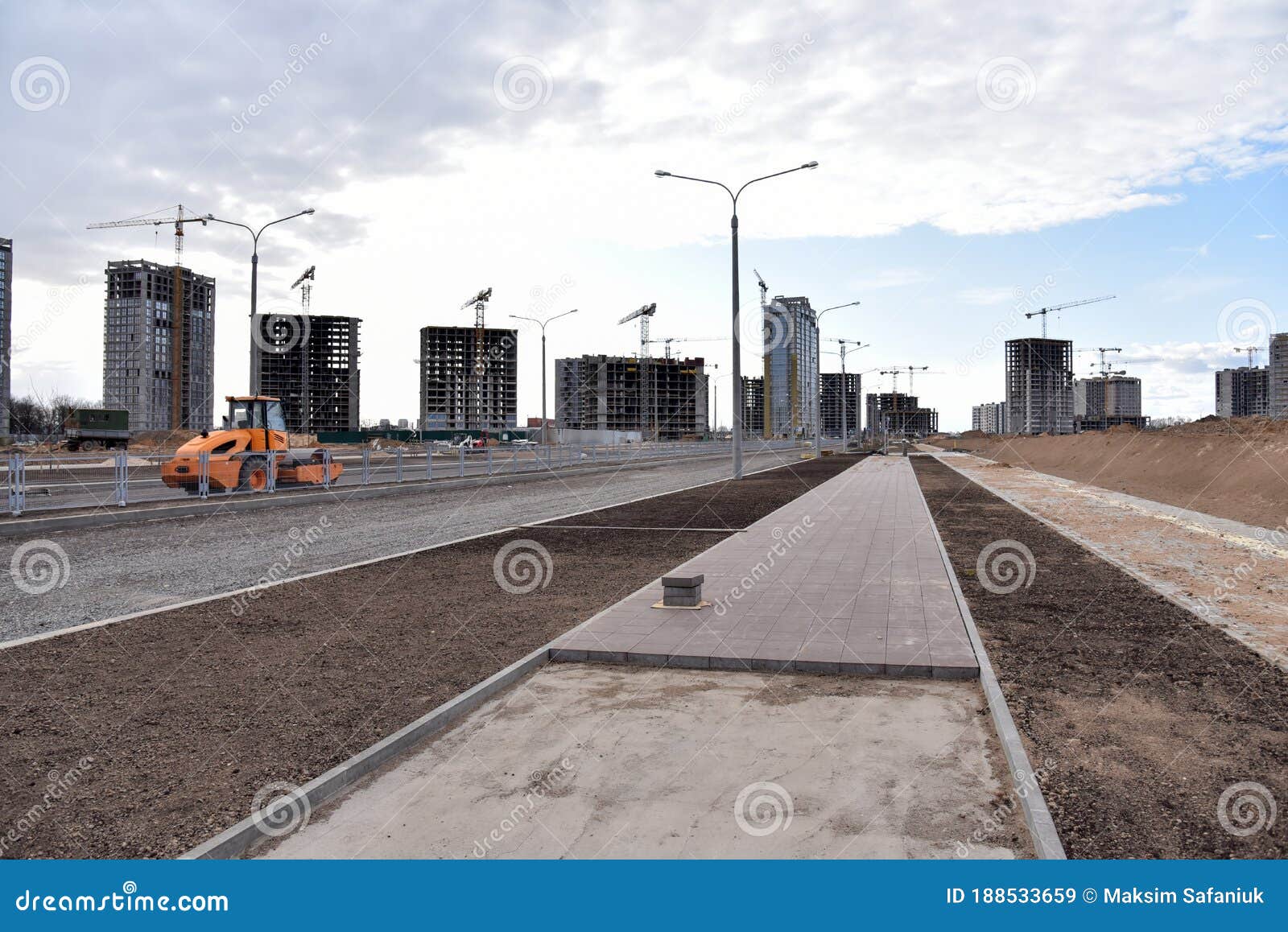 Screeding Sand For Installing Borders, Curbs And Concrete Blocks On The ...