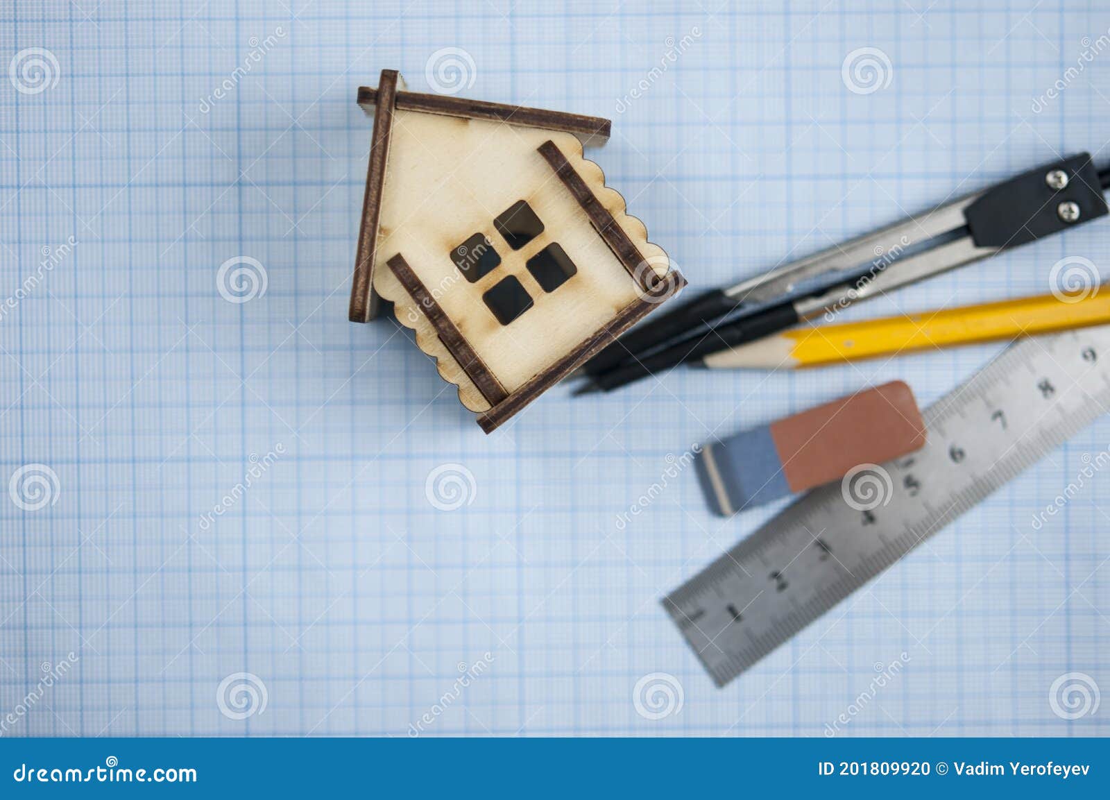 Layout of the House in the Paper Graph Background with Geometry Tool ...