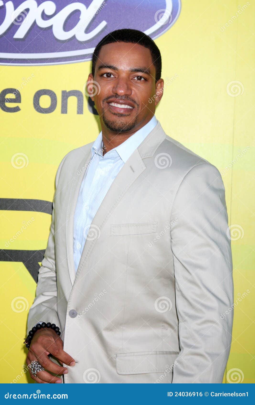Laz Alonso editorial photo. Image of angeles, june, beverly - 24036916