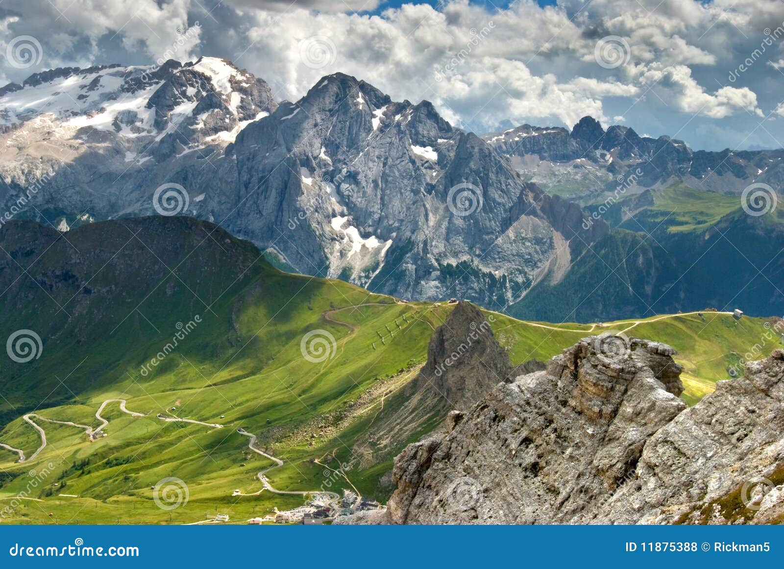 Le alpi italiane fotografia stock. Immagine di paesaggio - 11875388