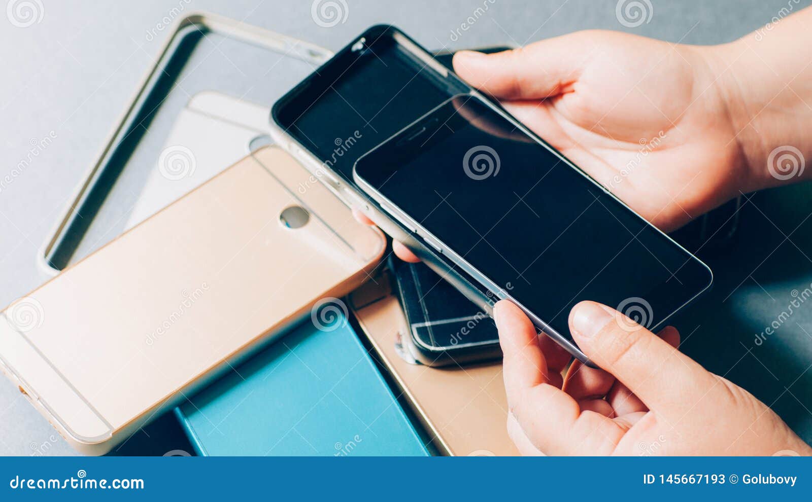 Le Casse Degli Accessori Del Telefono Cellulare Copre Lassortimento