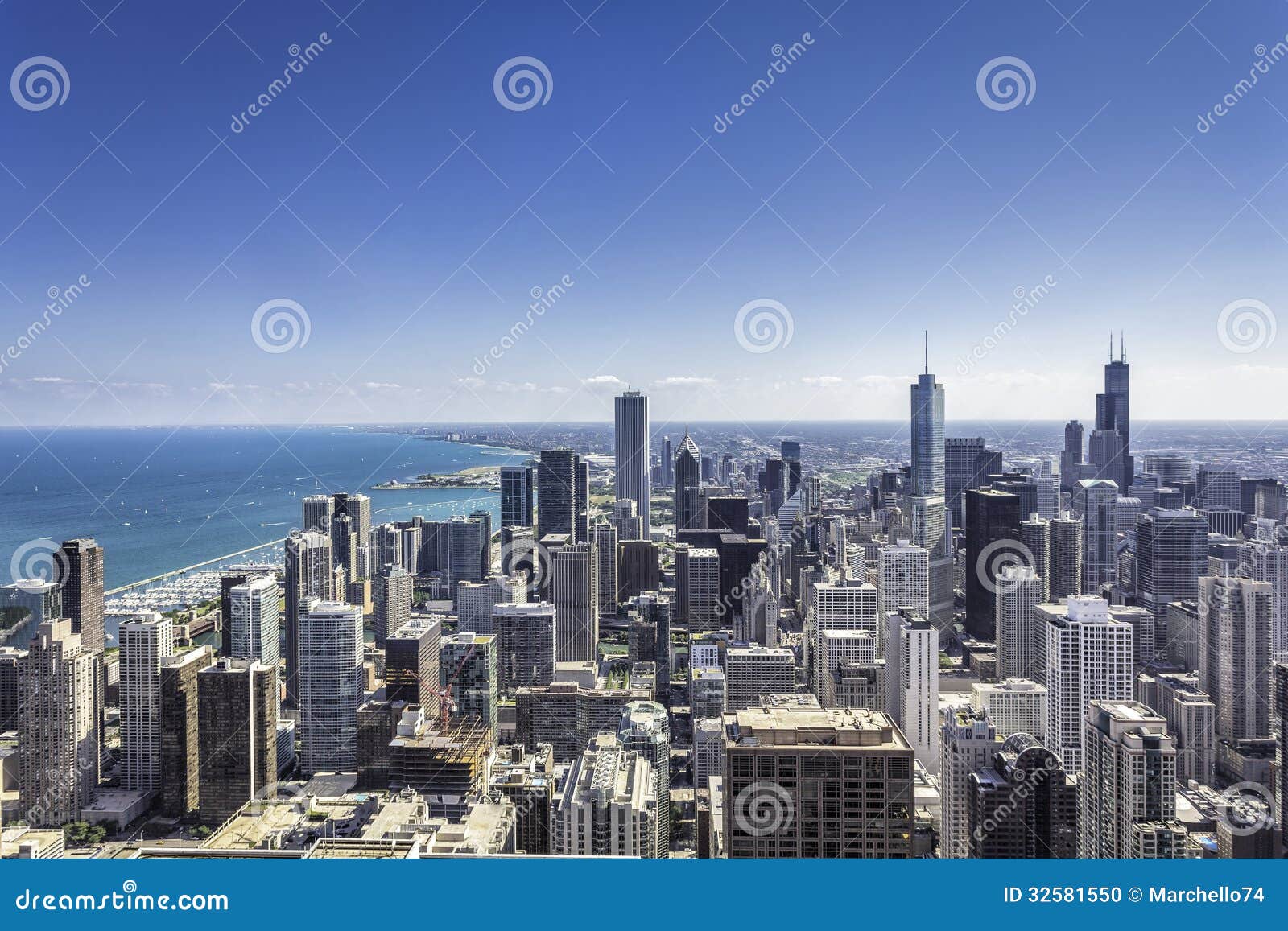 Le centre ville de Chicago photo stock. Image du constructions - 32581550