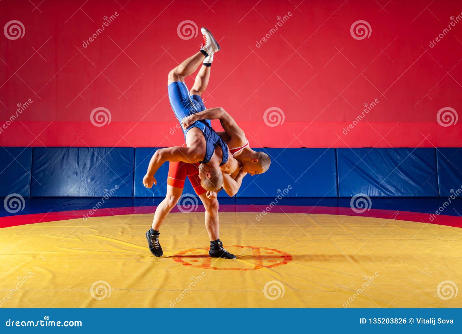 Le Concept De La Lutte Juste Photo stock - Image du masculin ...