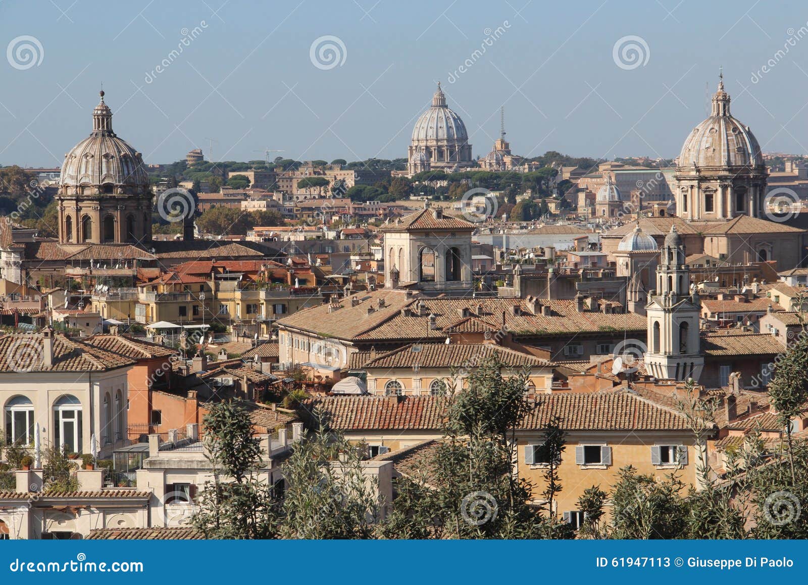 Le cupole di Roma immagine stock. Immagine di tali, repubblicano - 61947113