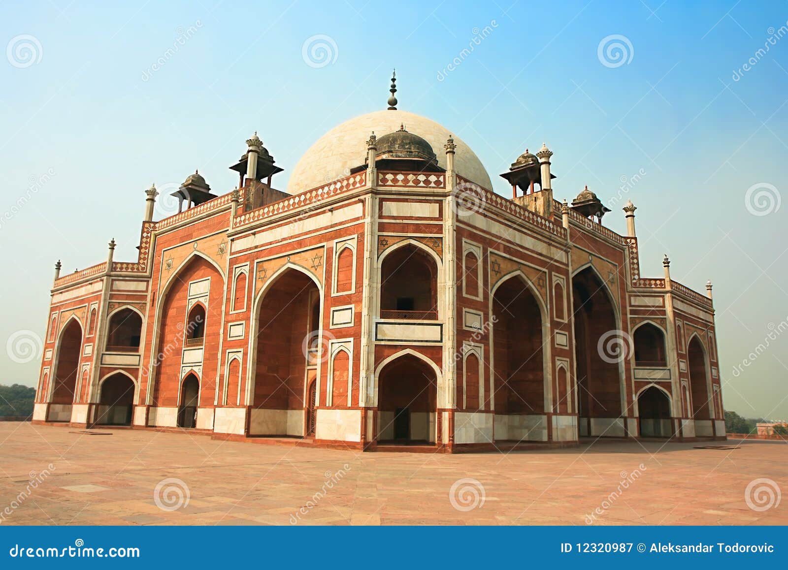 Le fort rouge image stock. Image du islam, structure - 12320987