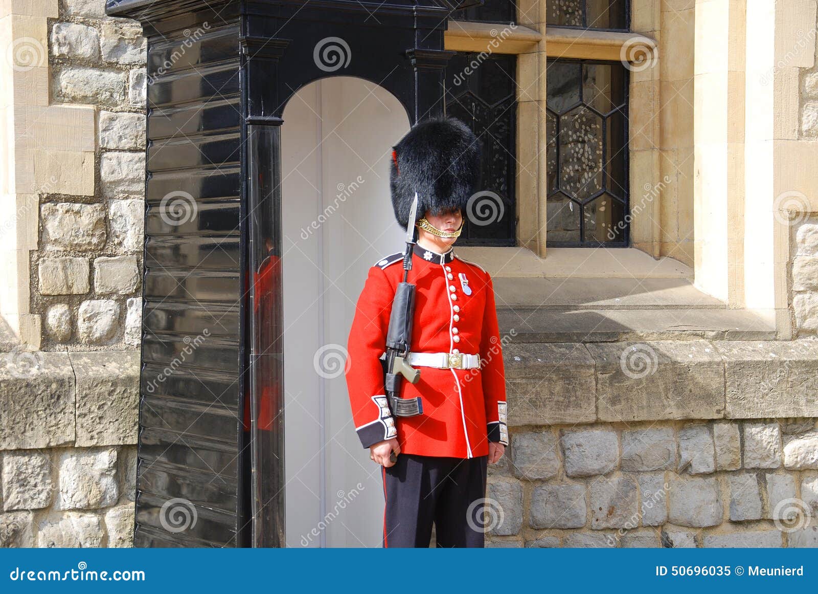 Le guardie della regina immagine editoriale. Immagine di grande - 50696035