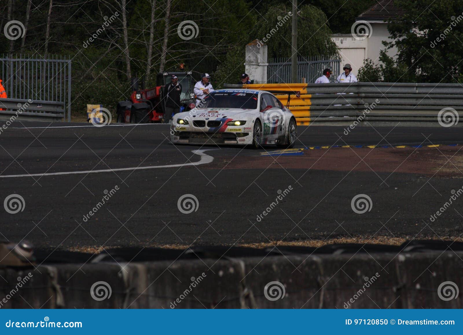 Le Mans Racing Car editorial image. Image of vehicle - 97120850