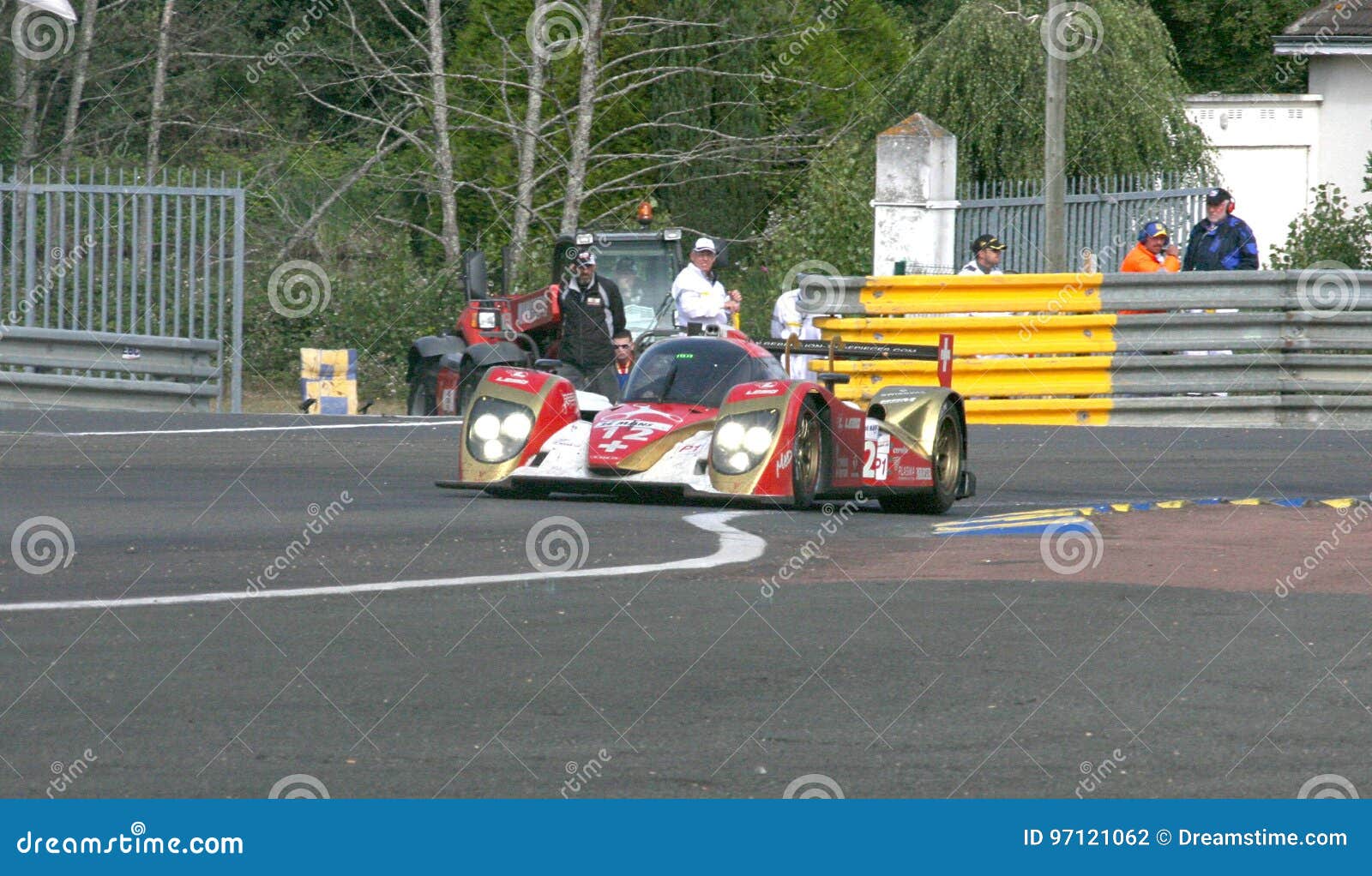 Le Mans Racing Car editorial photography. Image of circuit - 97121062