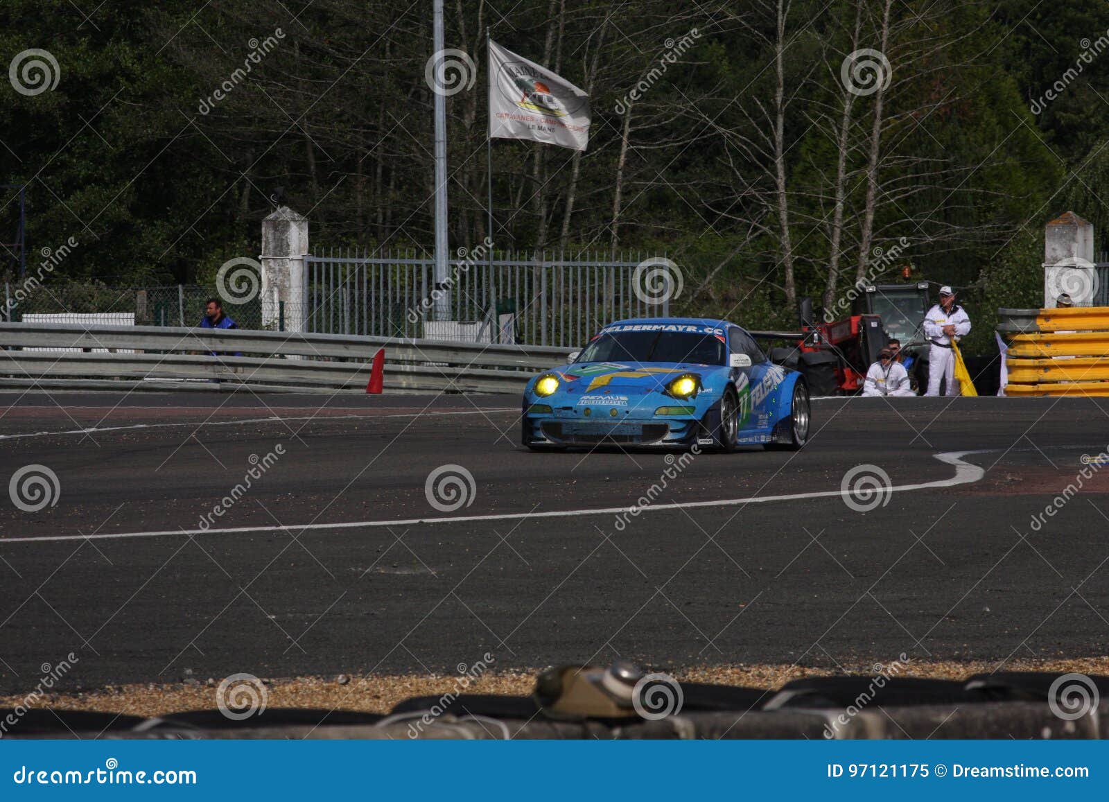 Le Mans Racing Car editorial image. Image of plant, drifting - 97121175