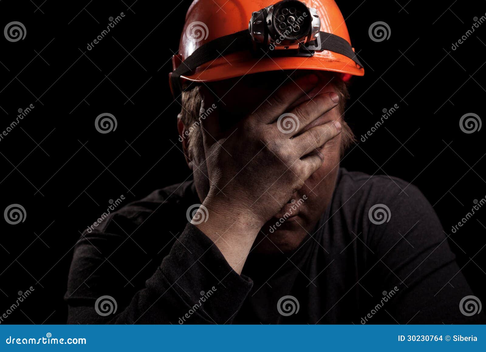 Le mineur photo stock. Image du extrait, trésor, souterrain - 30230764