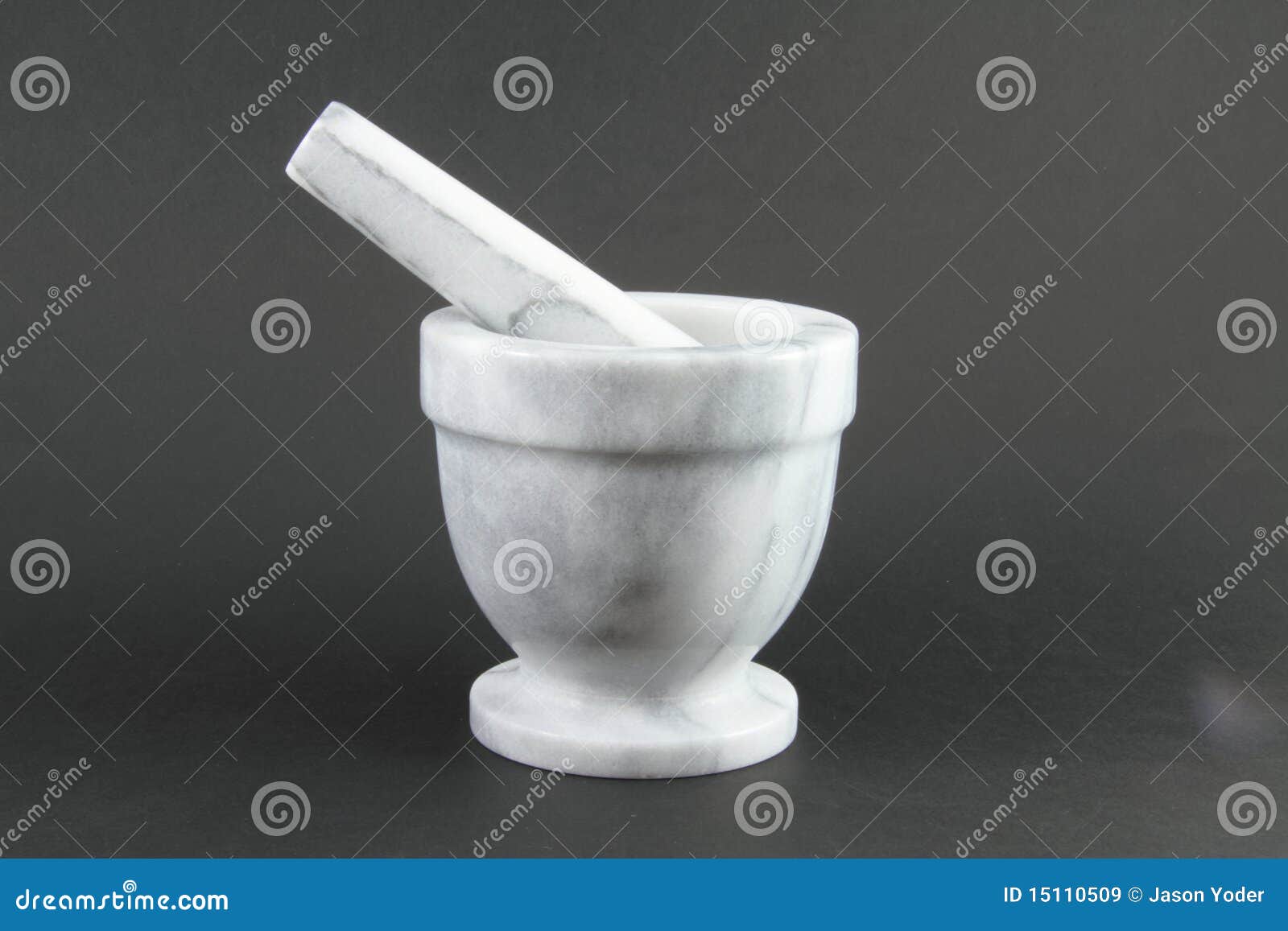 Le Mortier Et Le Pilon Du Pharmacien Image stock - Image du drogues ...