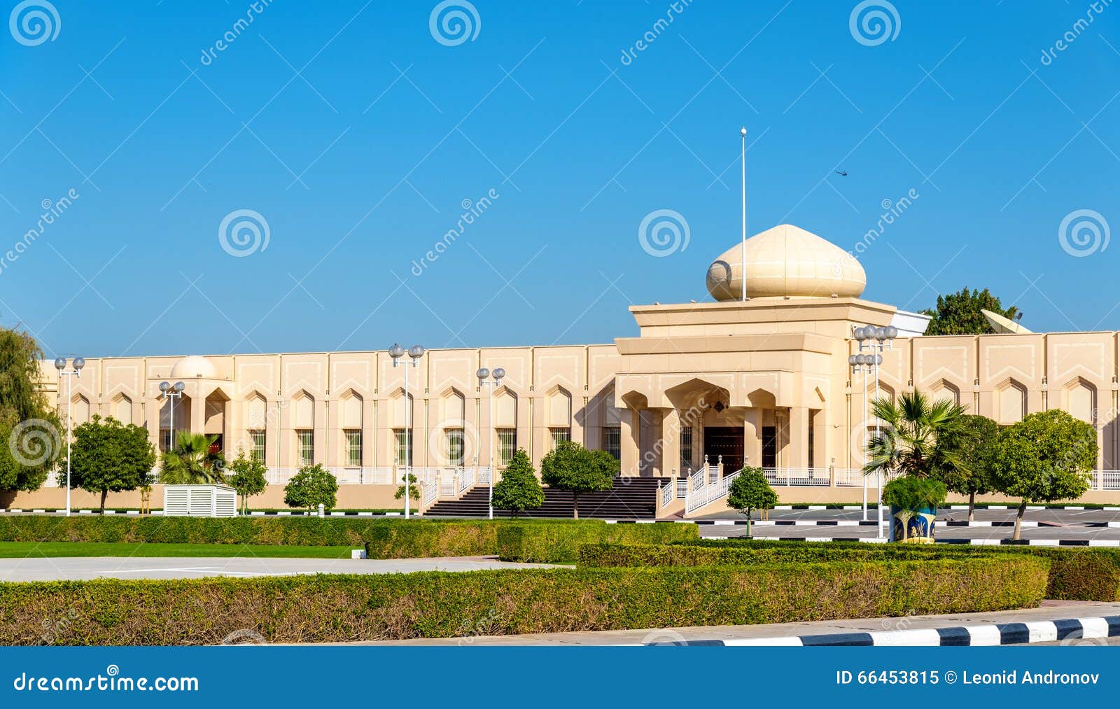 Le Palais Du Bin Rashid Al Maktoum De Sheikh Hamdan Image stock - Image ...