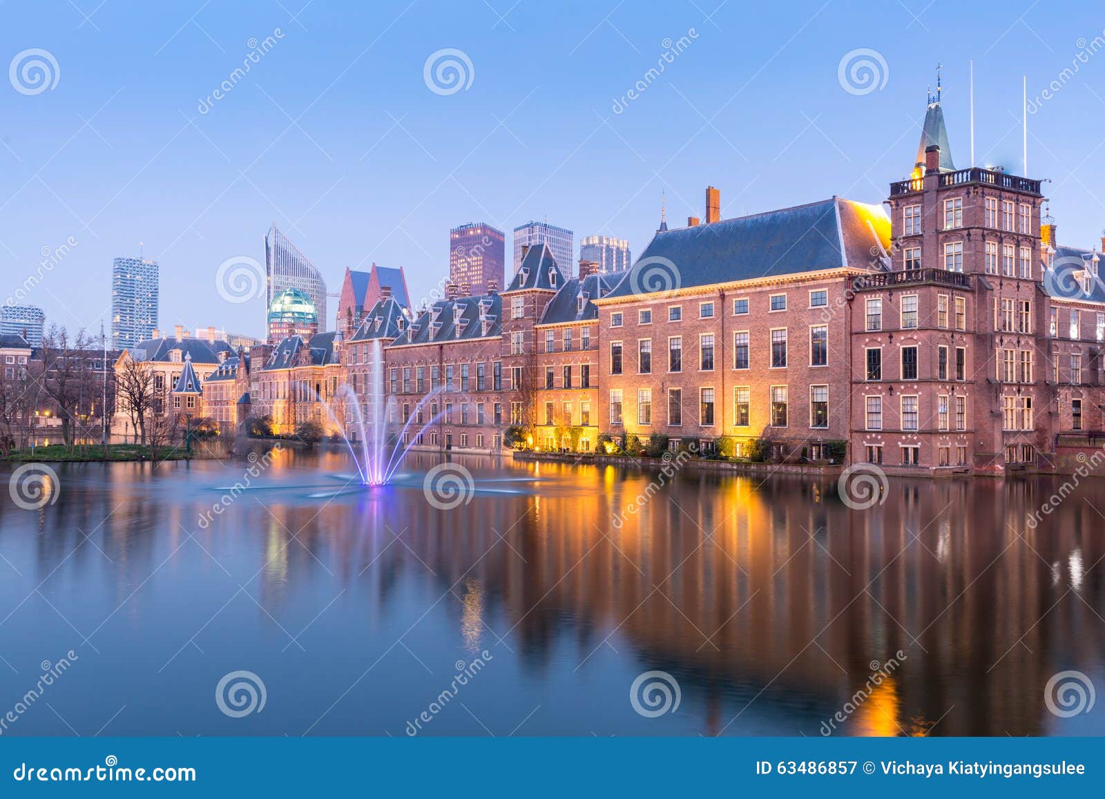 Le Parlement La Haye De Natherlands Image stock - Image du construction ...