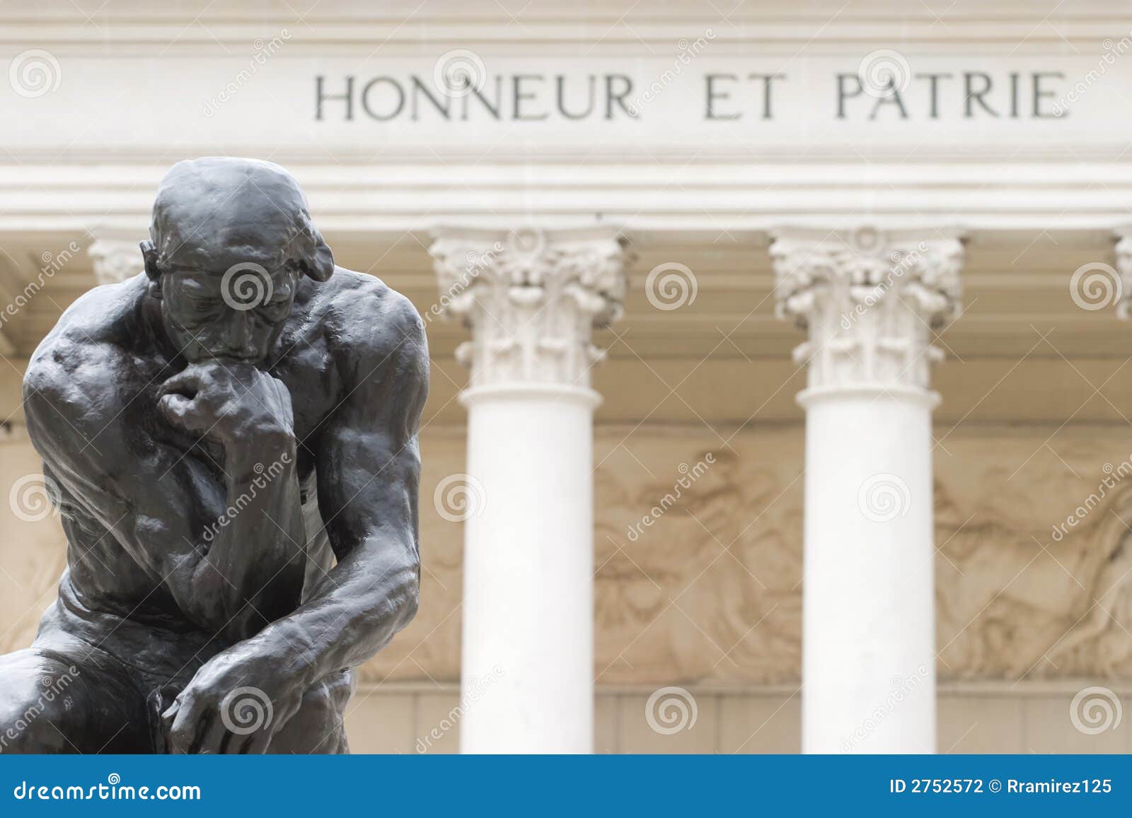 Le penseur de Rodin photographie éditorial. Image du nudité - 2752572