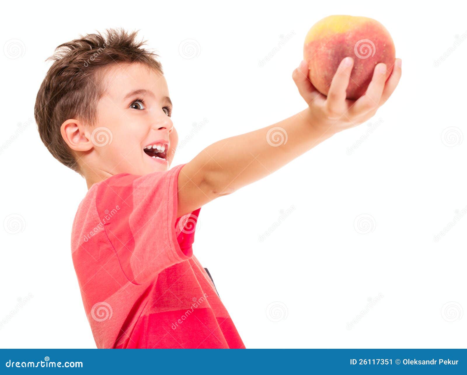 Le Petit Garçon Vilain Tendent Image stock - Image du action, cadeau ...