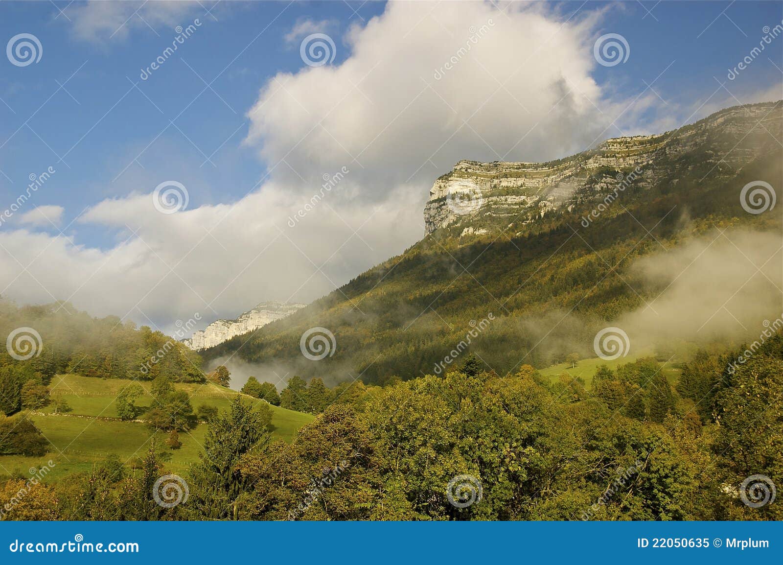 Le Pinet, Chartreuse Mountains Stock Image - Image of vieux, nuages ...