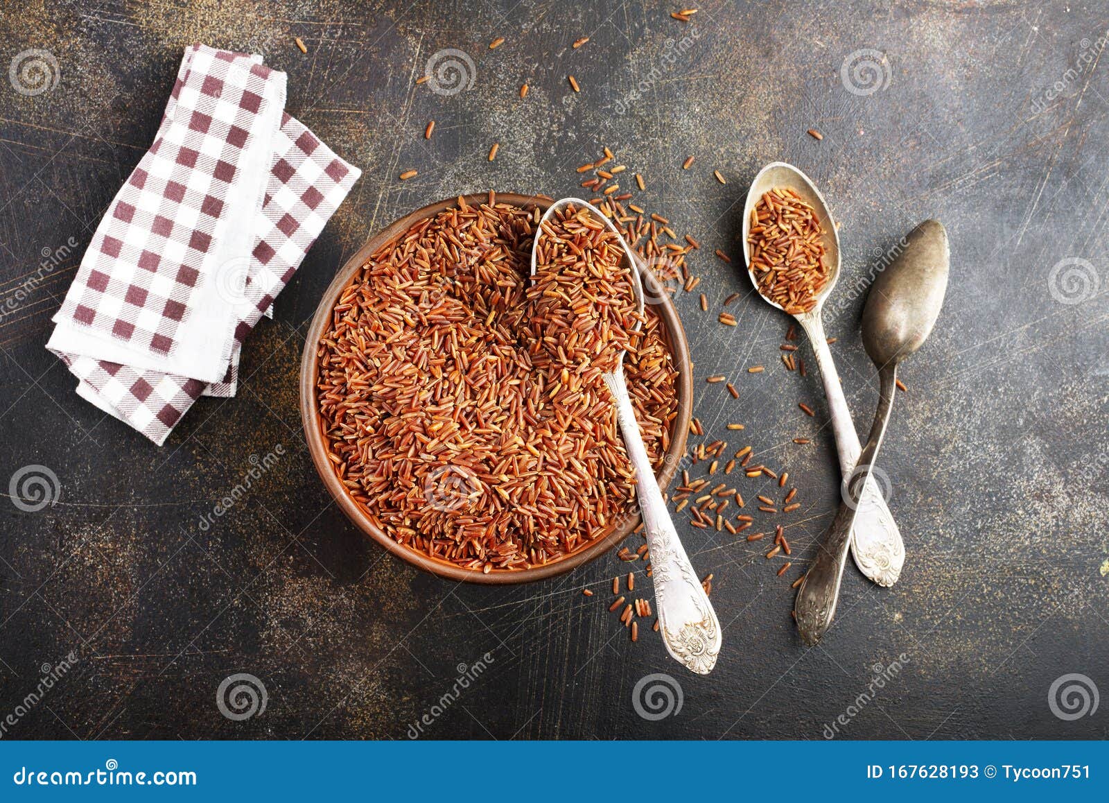 Le riz brun image stock. Image du frais, mélangé, repas - 167628193