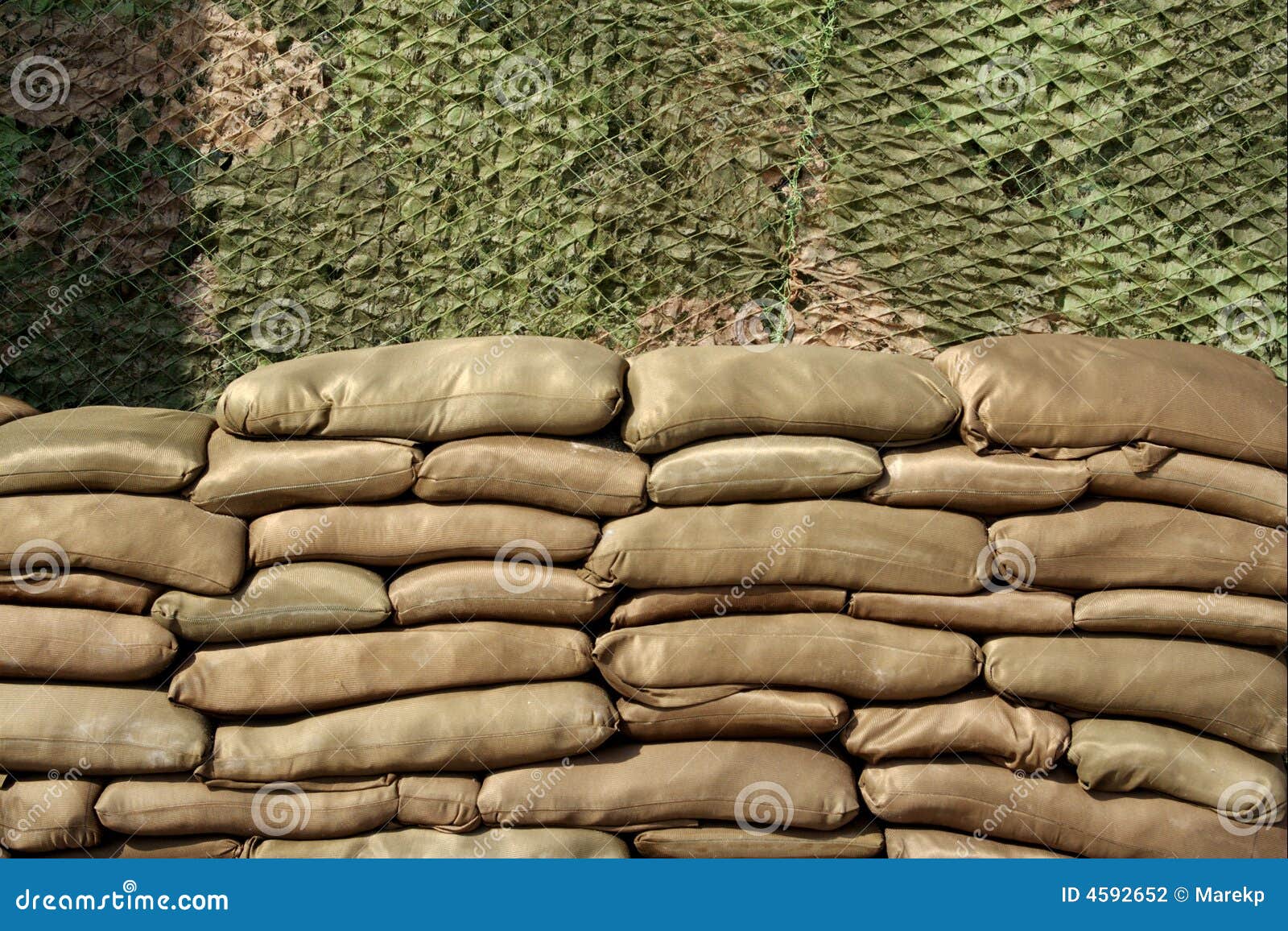 Le Sable Met En Sac Le Mur Photographie stock - Image: 4592652