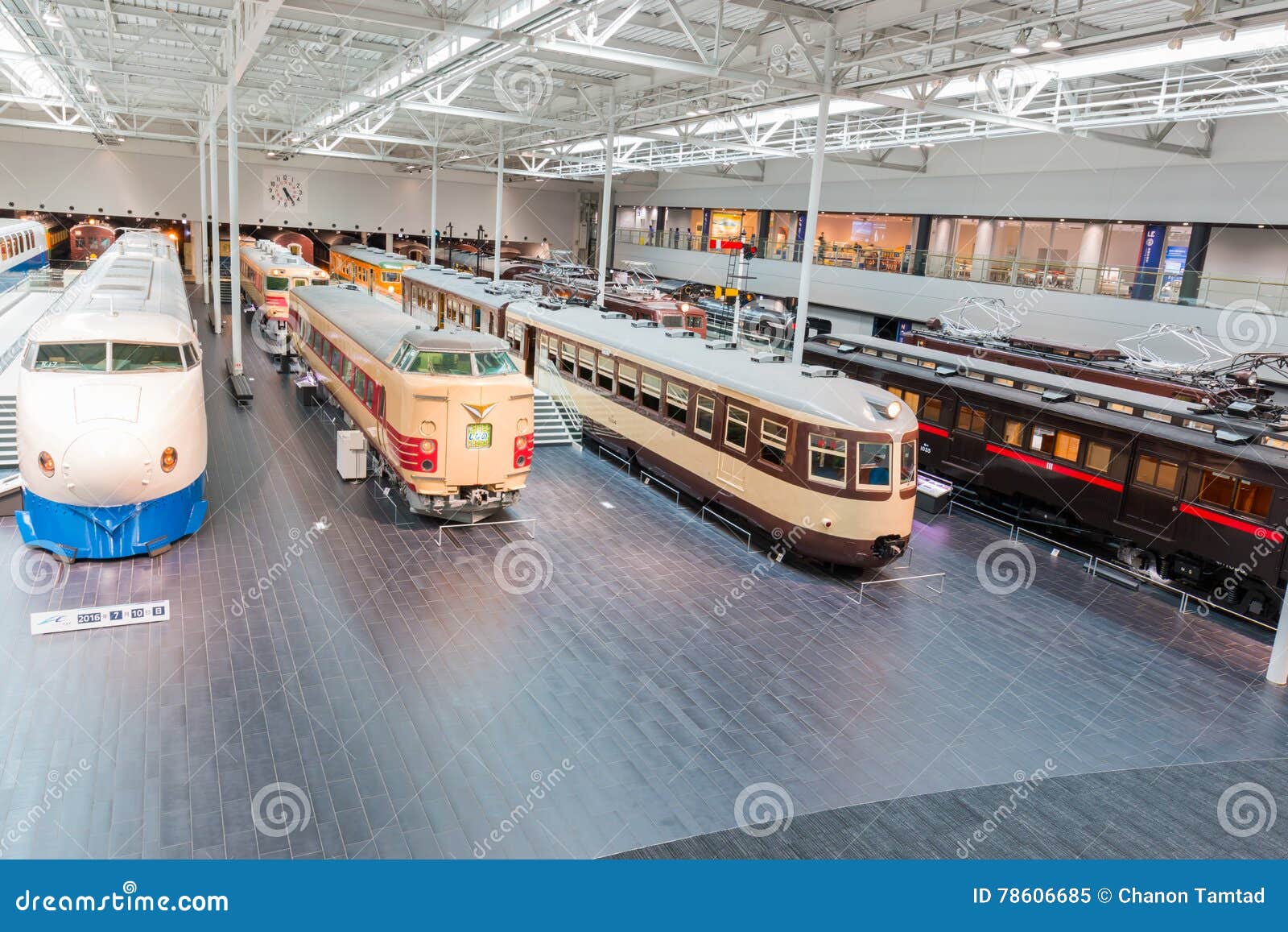 Le SCMaglev Et Le Parc Ferroviaire Image éditorial - Image du intérieur ...