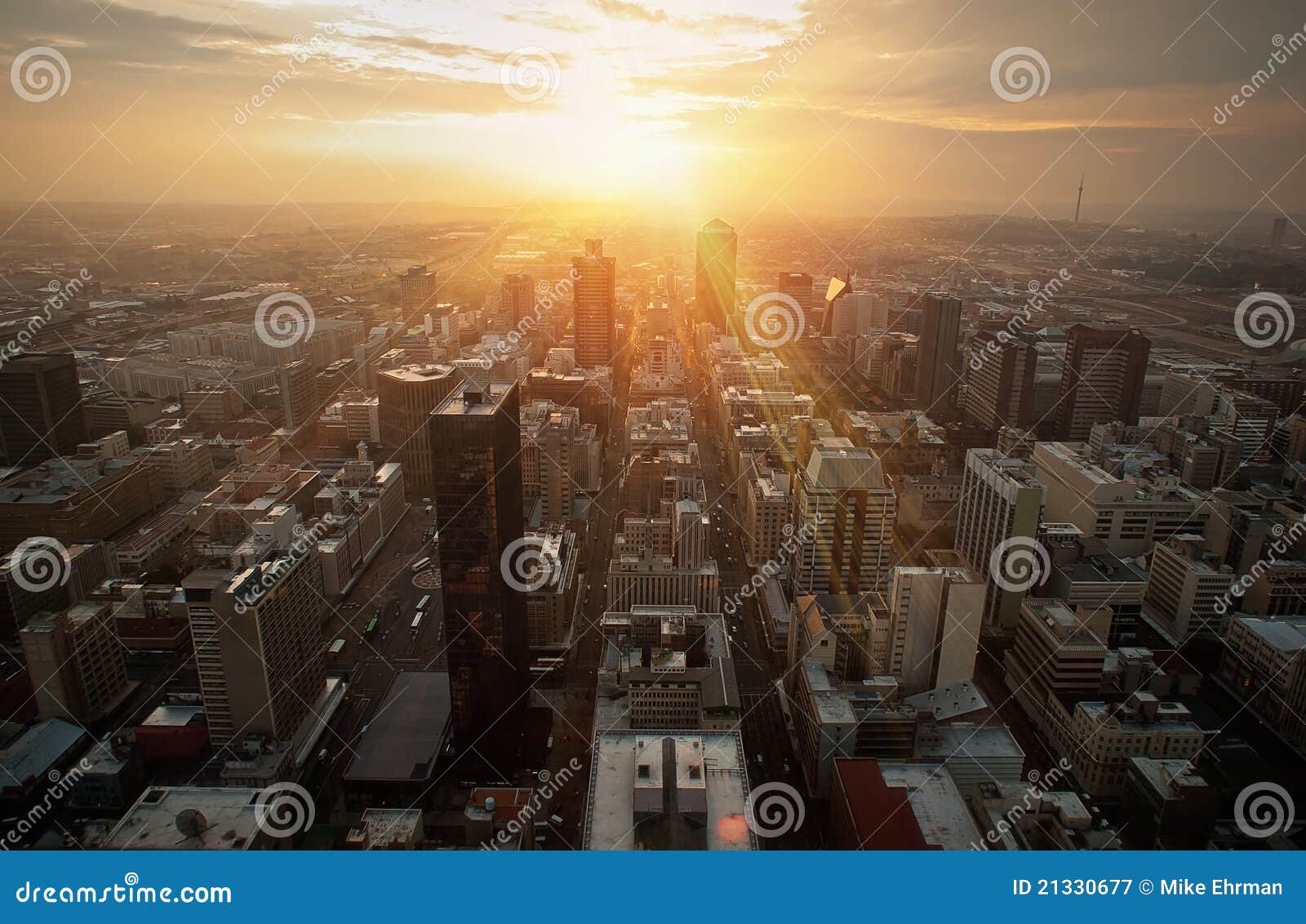 Le soleil de ville image stock. Image du cityscape, centre - 21330677