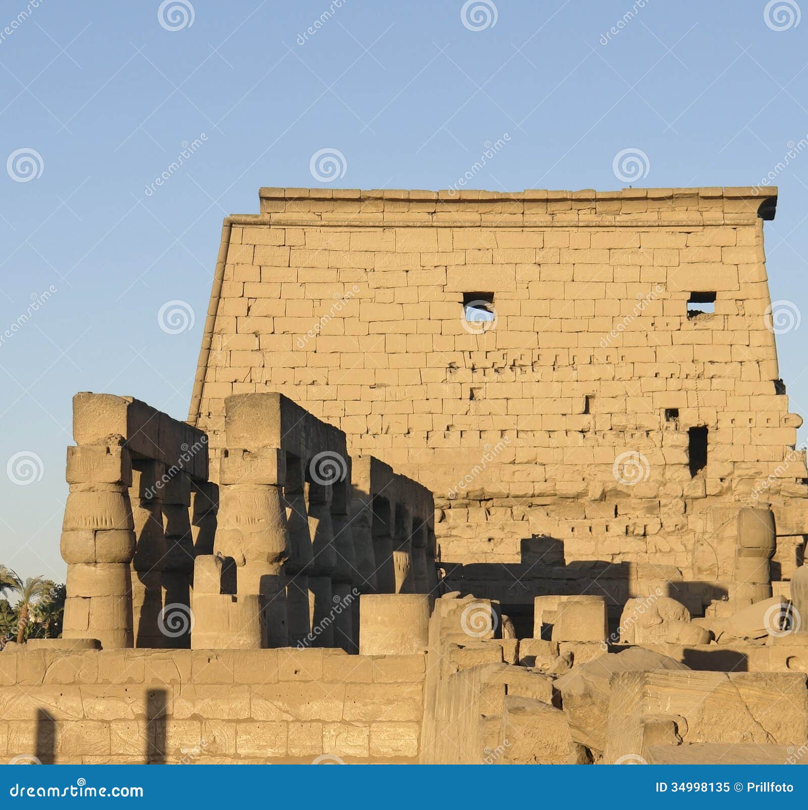 Le Temple De Louxor En Egypte Image stock - Image du peinture ...