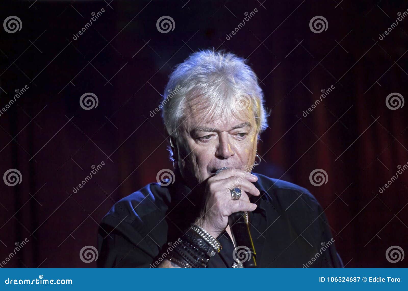 Lead Singer Russell Hitchcock of Air Supply Performs at B.B. Kin ... Lead Singer Russell Hitchcock of Air Supply Performs at B.B. Kin ...