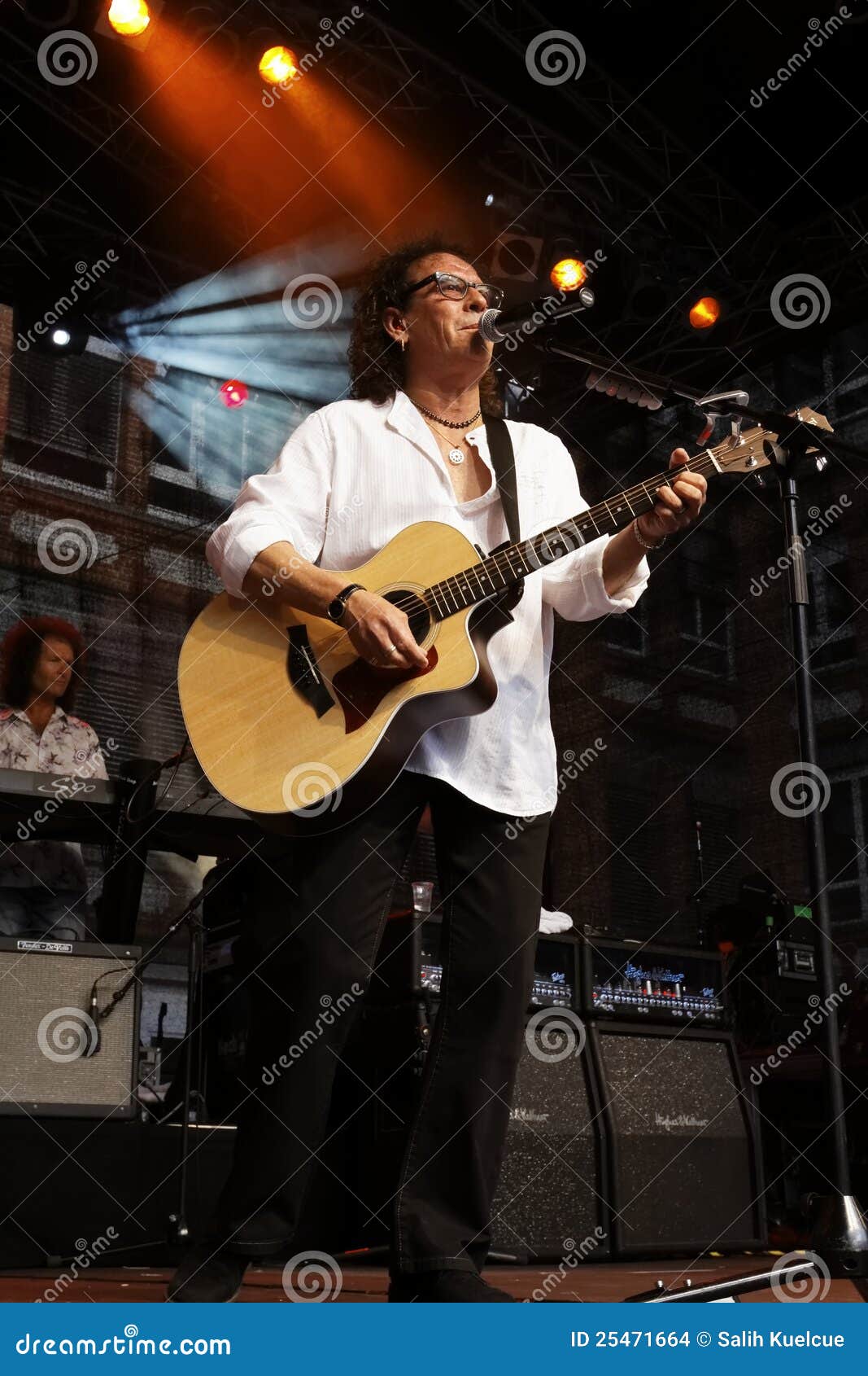 Lead-Vocals - Mike Craft editorial stock image. Image of entertainment ...