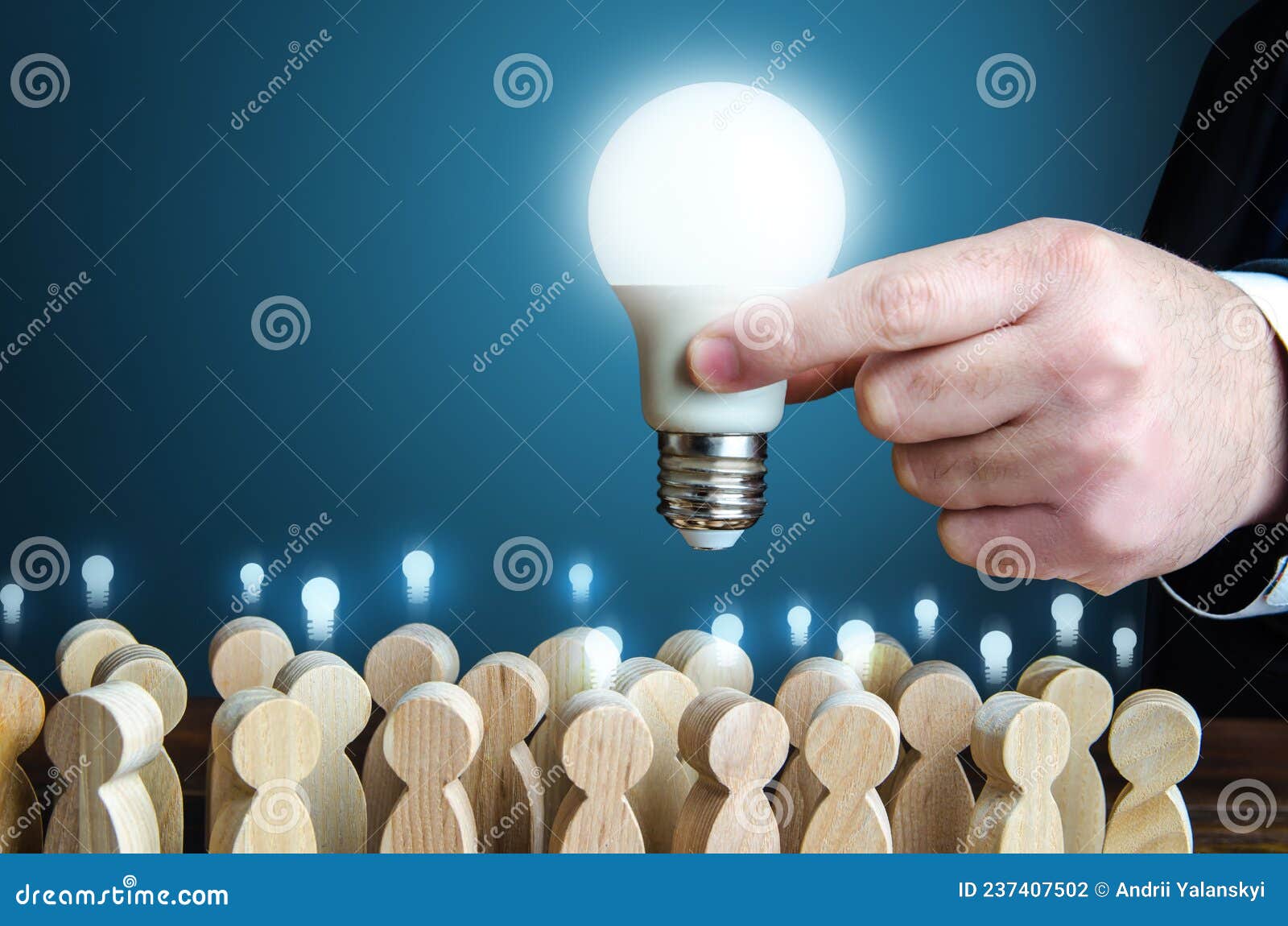 Leader Accumulates Ideas And Experience To Make A Solution. Project ...