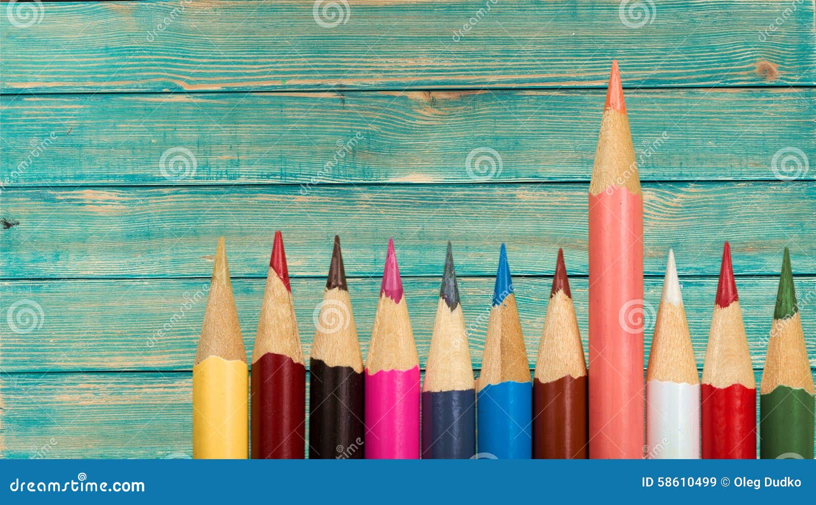 Red Pencil Standing Out From Crowd The Same Black Bold Pencils On White ...