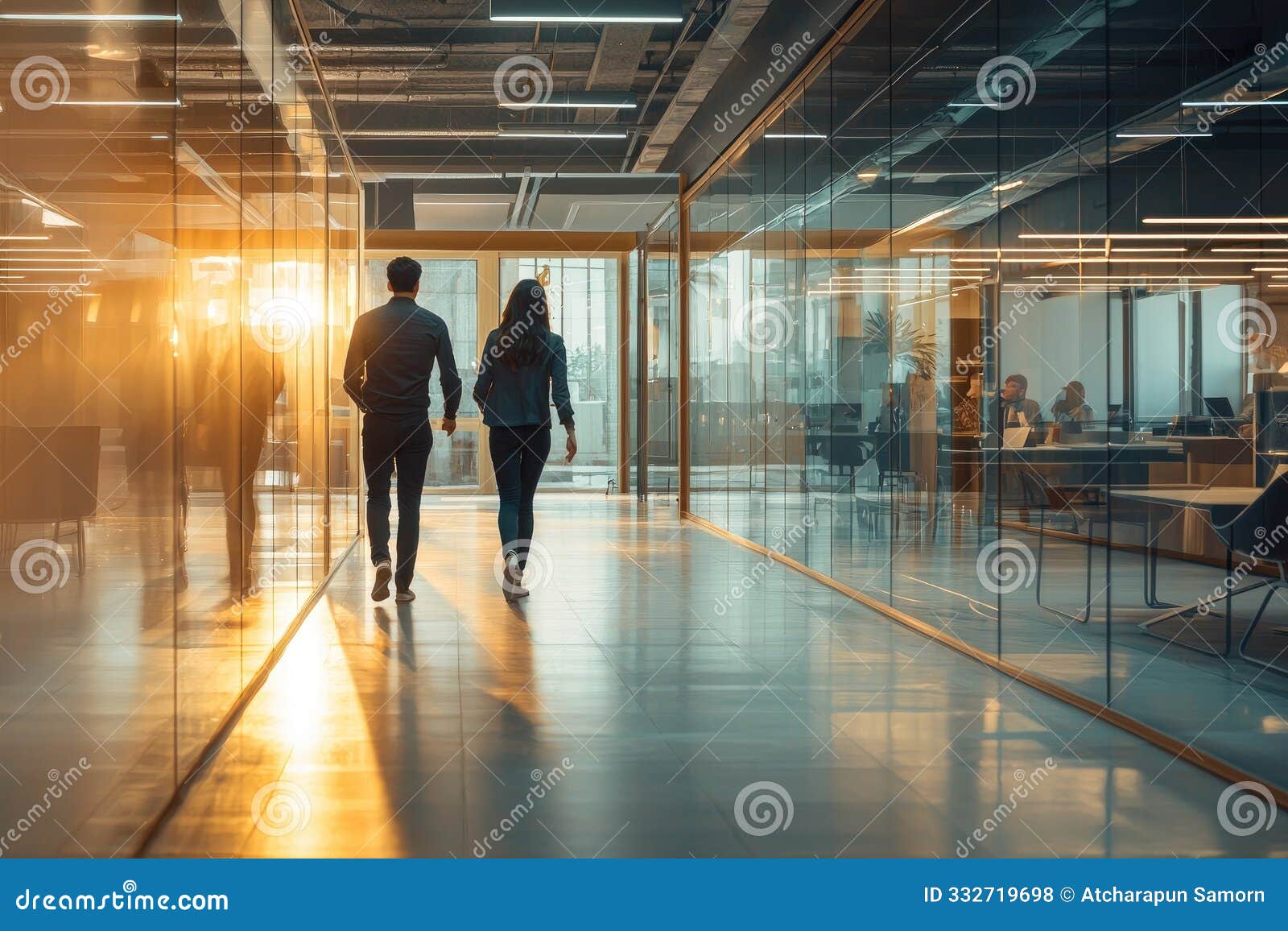 Leading the Team, Motivational Leader Walking with Employees in Modern ...