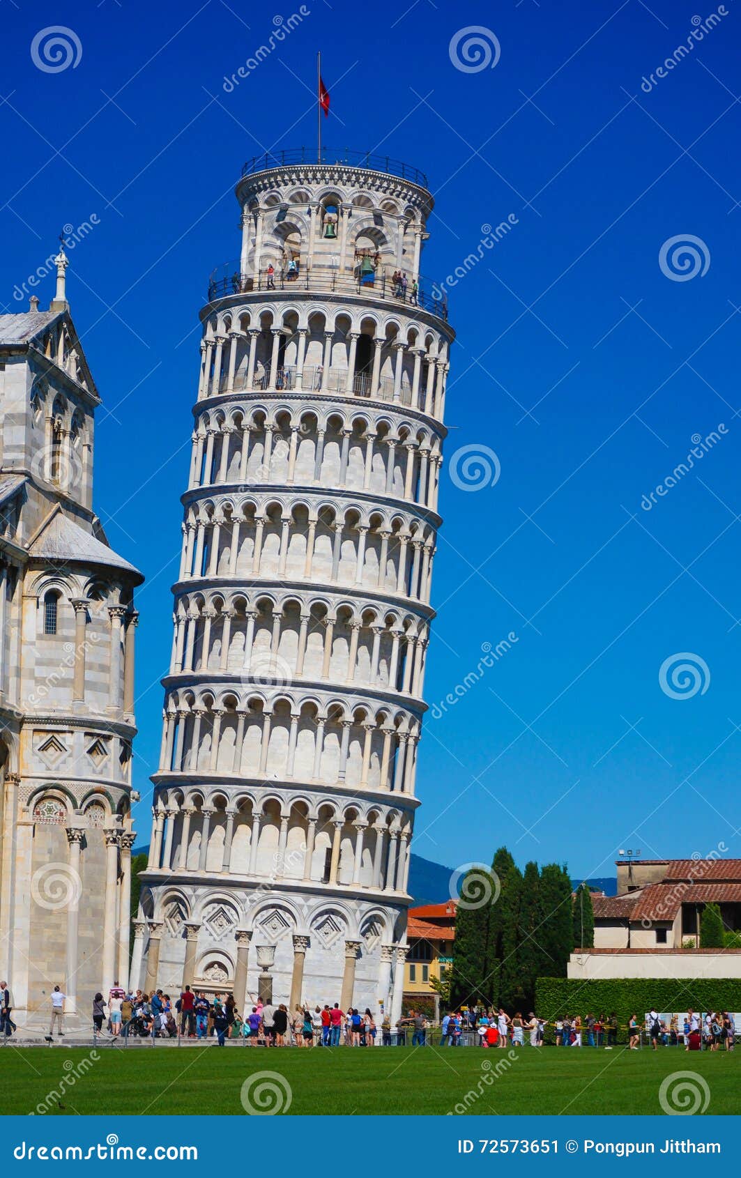 Leaning Tower of Pisa in Italy with Blue Sky. Editorial Photo - Image ...