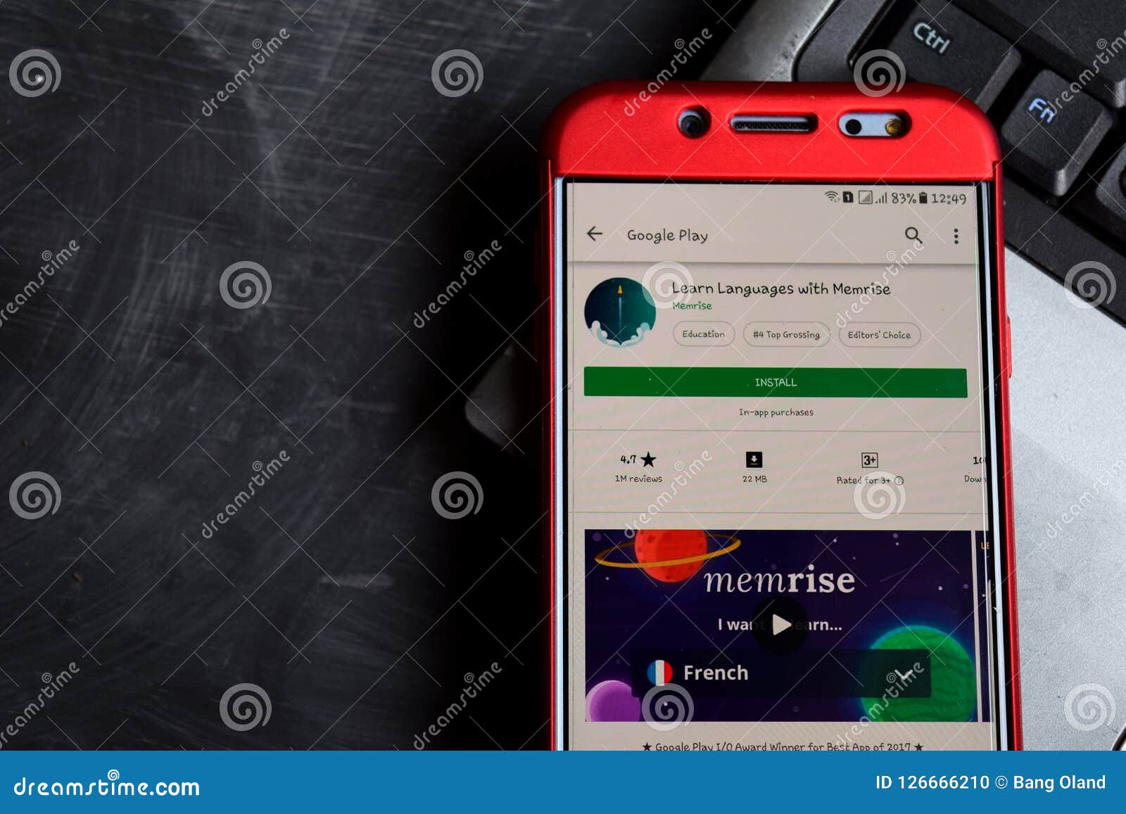 Learn Languages with Memrise Dev App on Smartphone Screen. Editorial ...