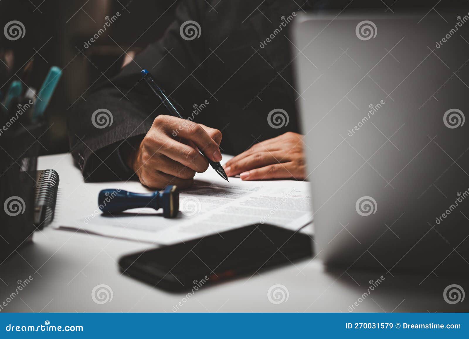 Learning Online Class by Using Laptop Computer and Writing Notebook at ...