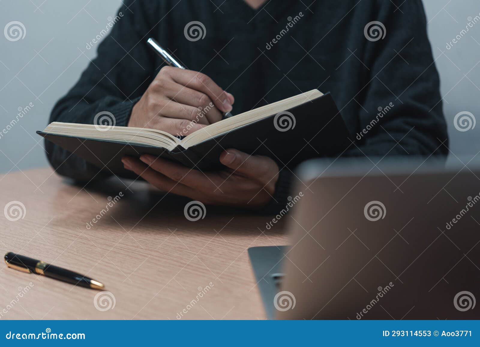 Learning Online Class by Using Laptop Computer and Writing Notebook at ...