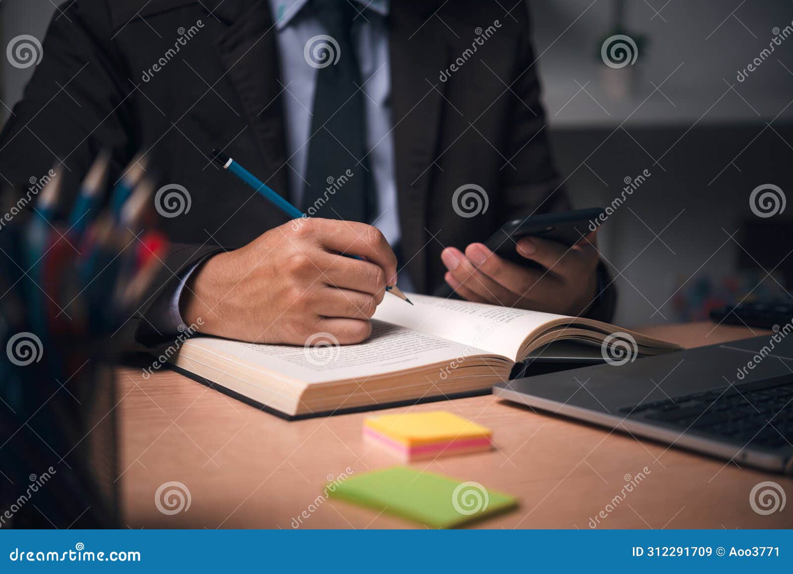 Learning Online Class by Using Laptop Computer and Writing Notebook at ...