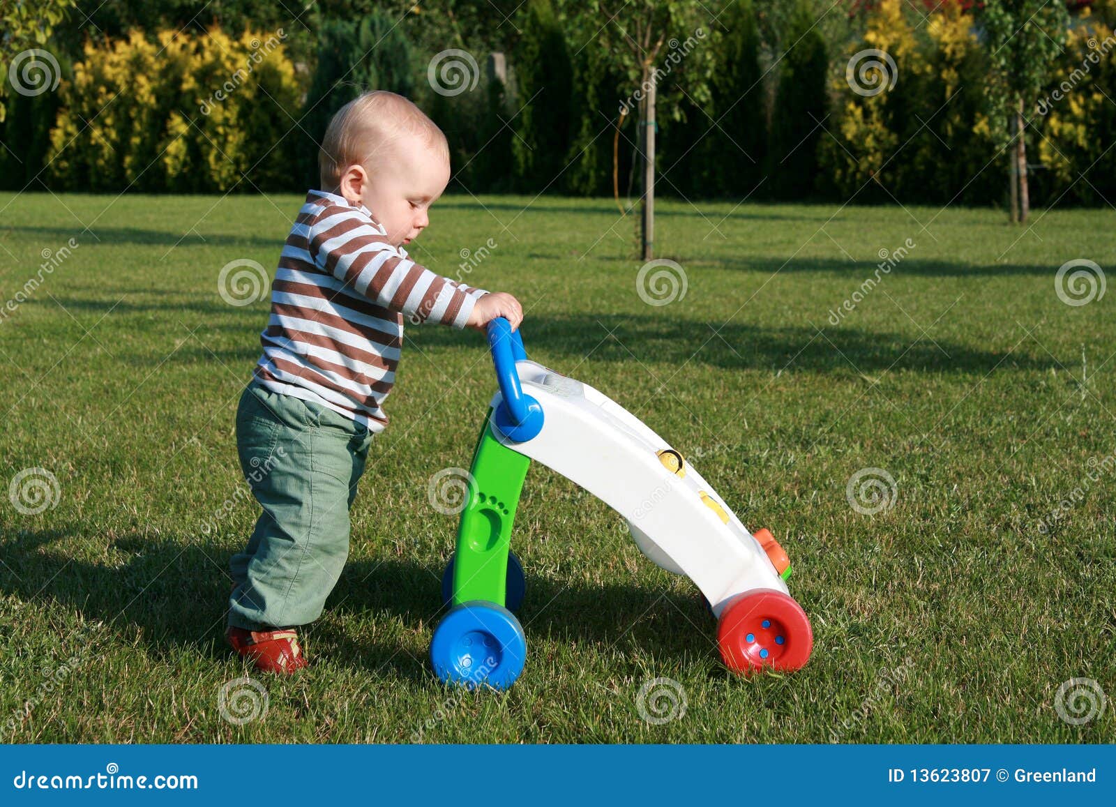 Learning To Walk - First Steps Stock Image - Image of green, babies ...