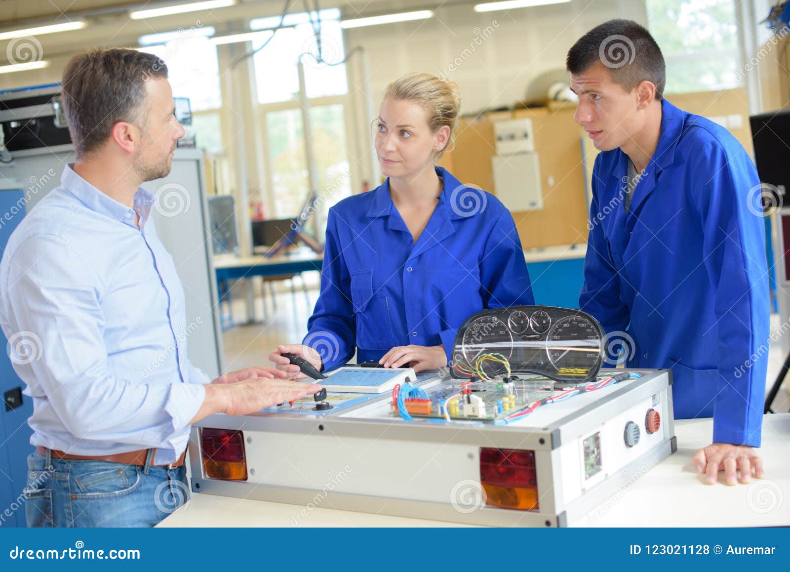 Learning in the workshop stock photo. Image of details - 123021128