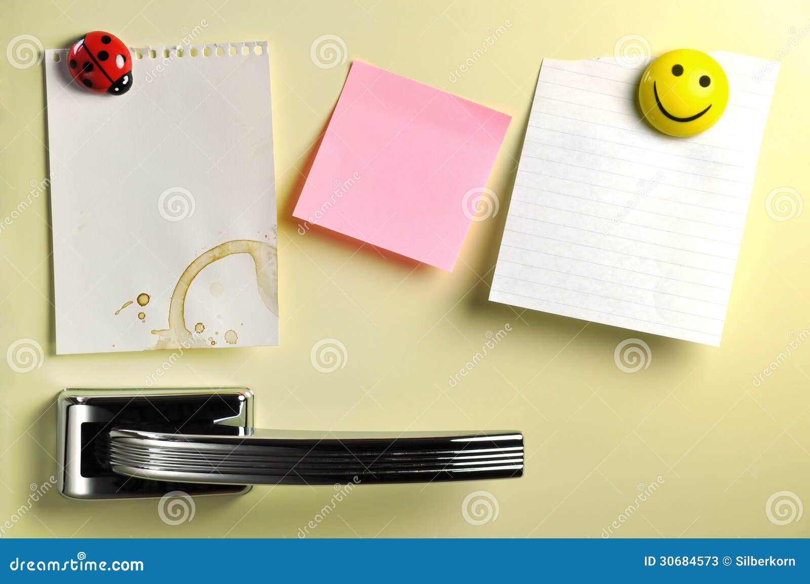 Leave a Message on the Fridge Stock Image - Image of revival, sign ...