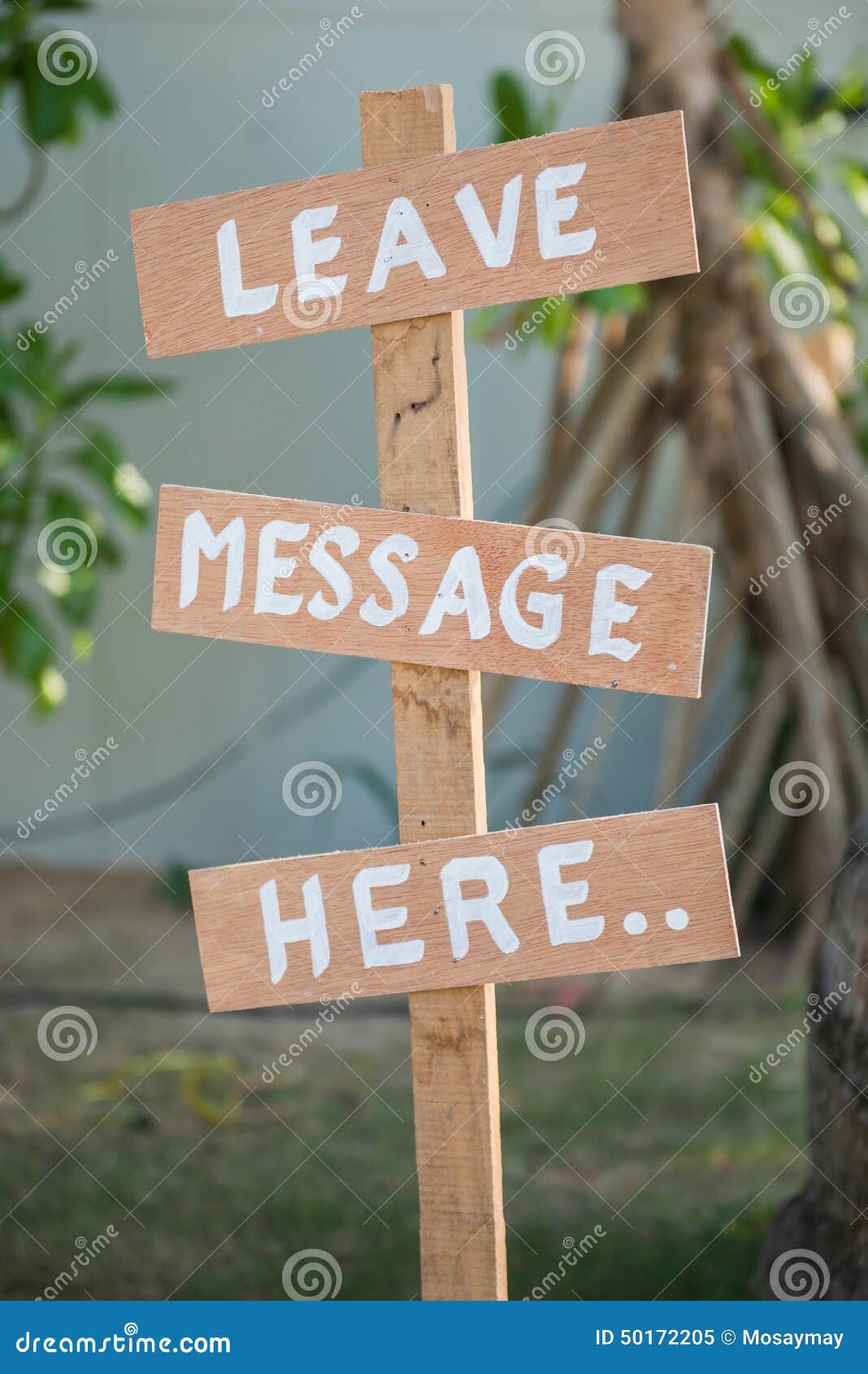 Leave Message Here Wood Lebel Stock Image - Image of leave, garden ...