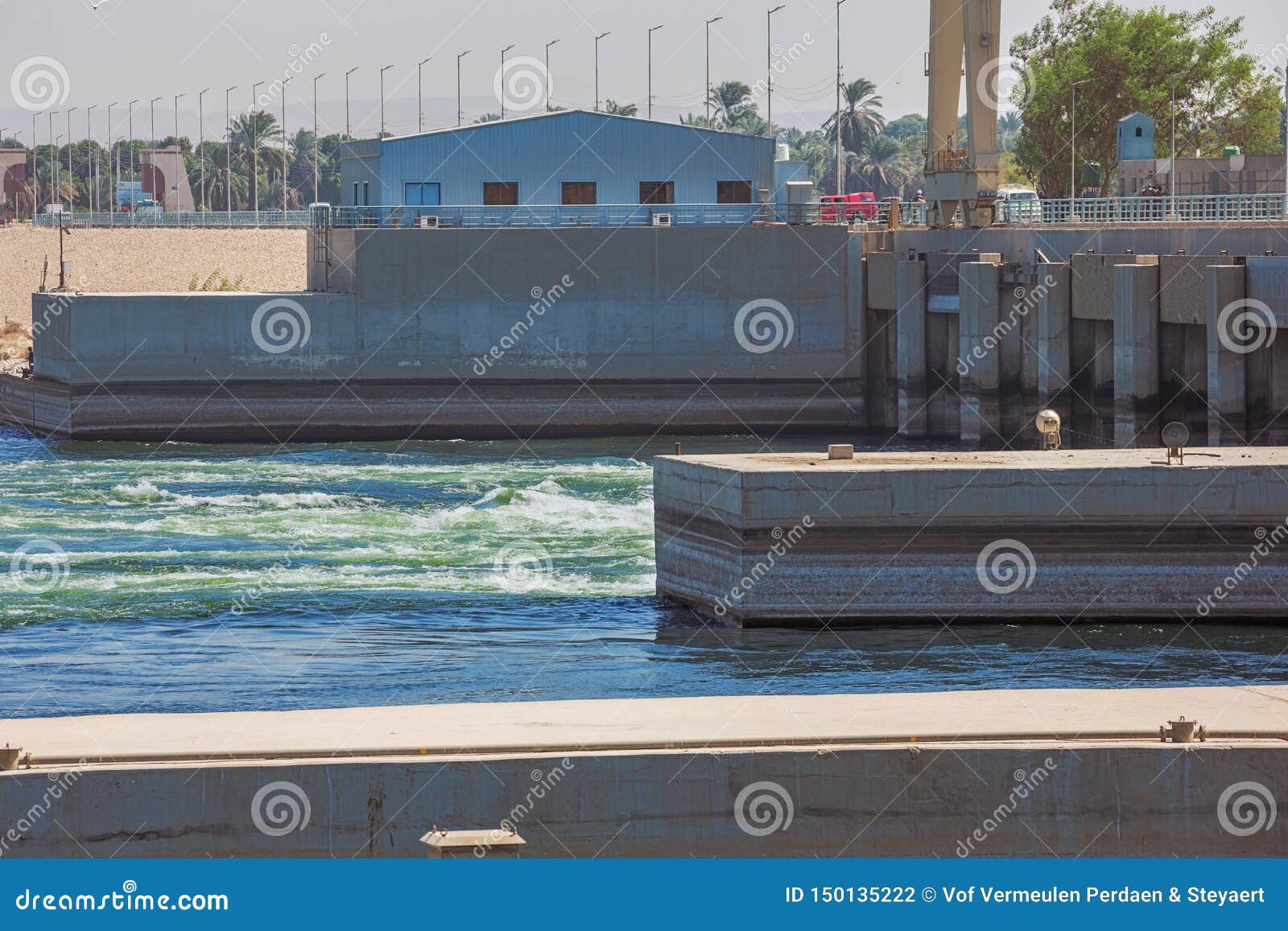 Leaving the Esna lock stock photo. Image of culture - 150135222