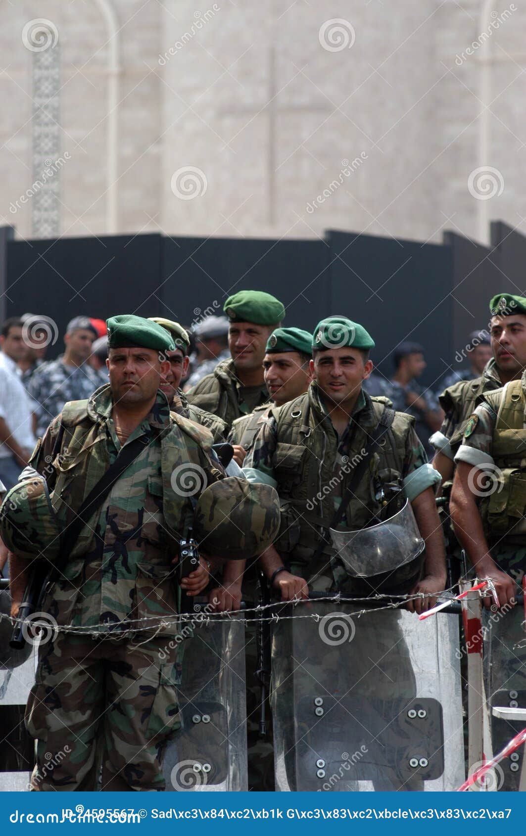 Lebanese Army editorial photography. Image of kalashnikov - 24595567